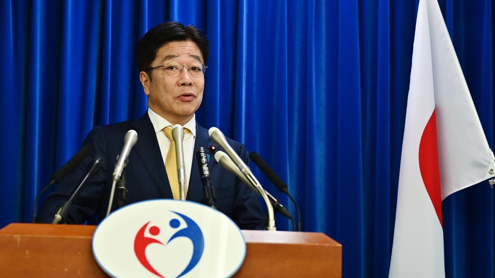 VIDEO - Too early to talk of cancelling Olympics, says Japanese health ...