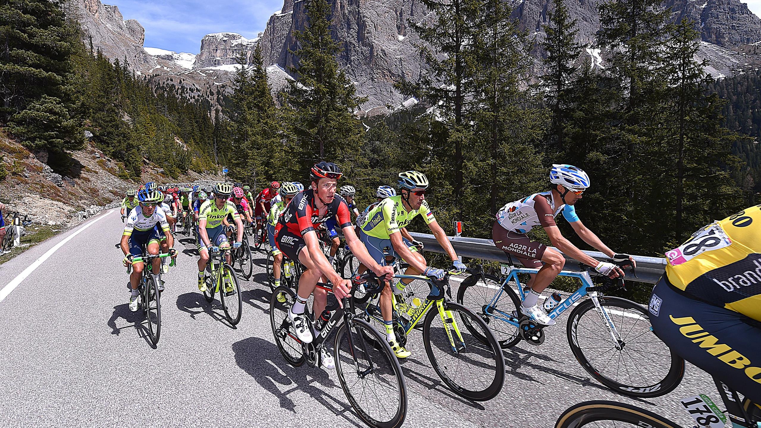 GC battle erupts, brutal weather and that Battaglin fightback – relive ...