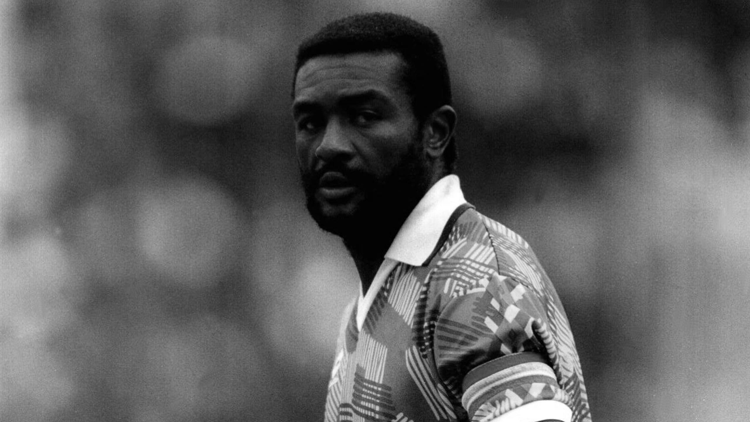 Calcio, lutto: morto Stephen Tataw, capitano del Camerun di Italia '90 ...
