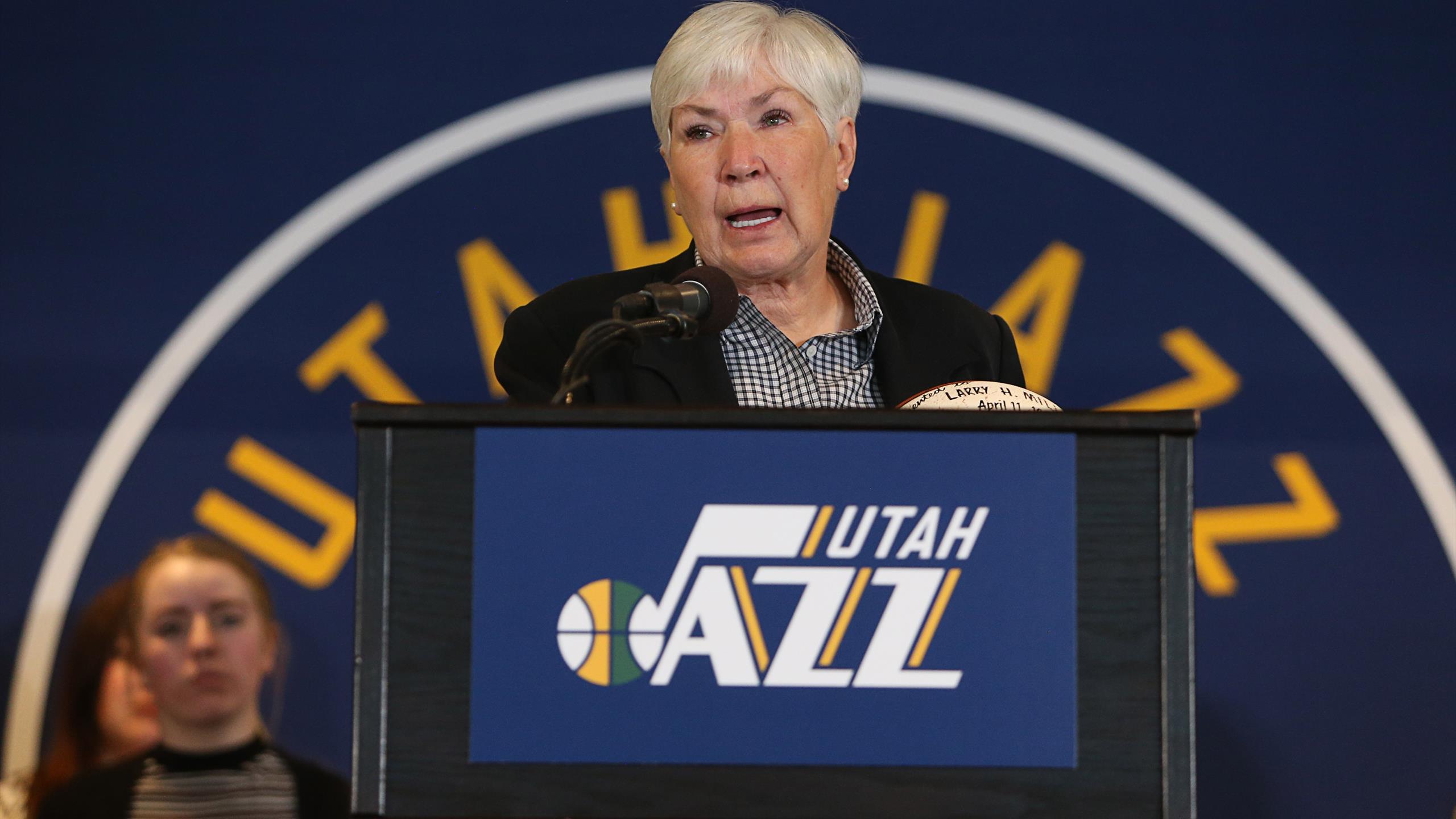 NBA : Ryan Smith est le nouveau propriétaire du Utah Jazz - Eurosport