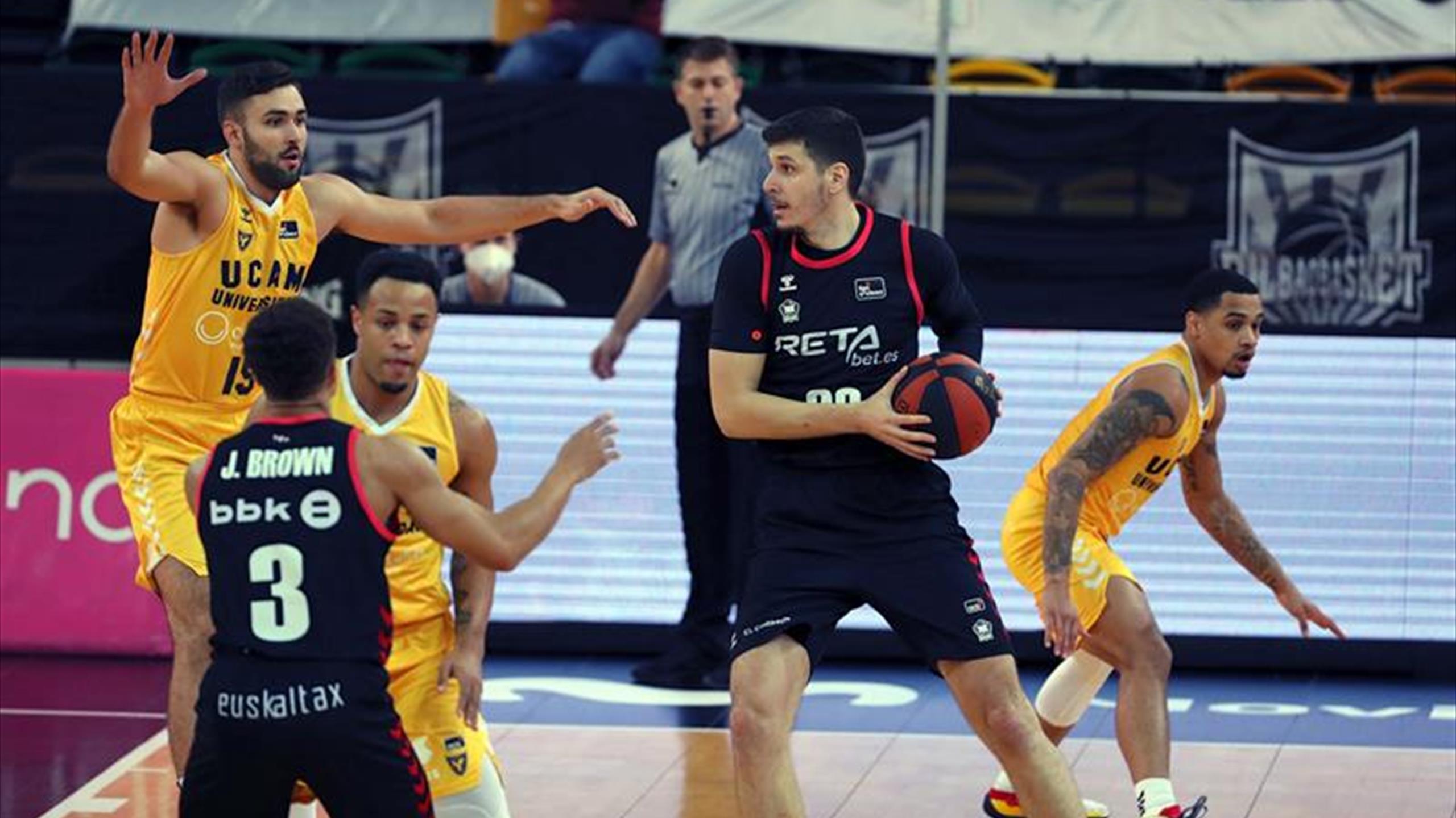 63-73. El UCAM remonta con un buen partido de Sadiel Rojas y Augusto ...