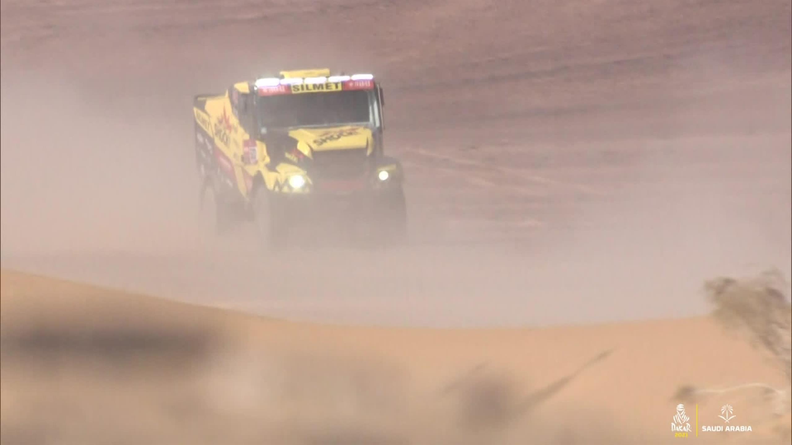 Rallye Dakar - Trucks: Die 8. Etappe der LKW in der Zusammenfassung ...