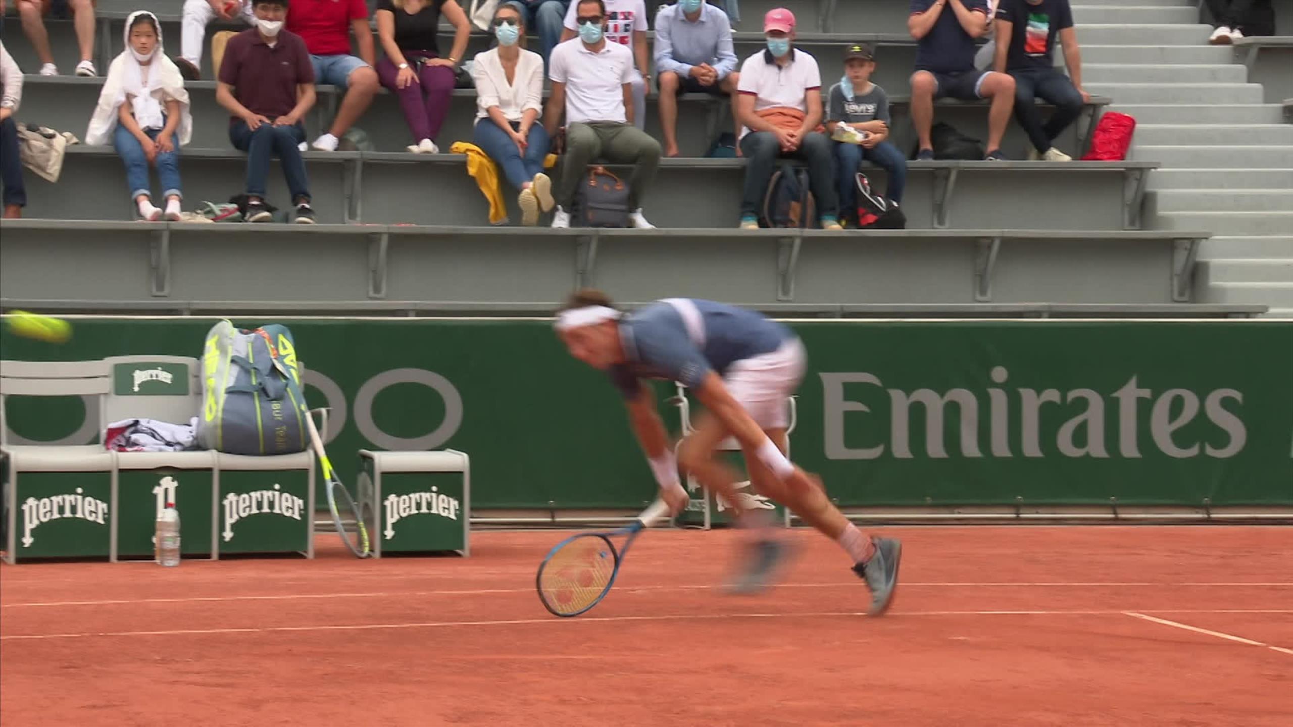 Tennis, Roland Garros, Ruud vince il braccio di ferro a rete, gran ...