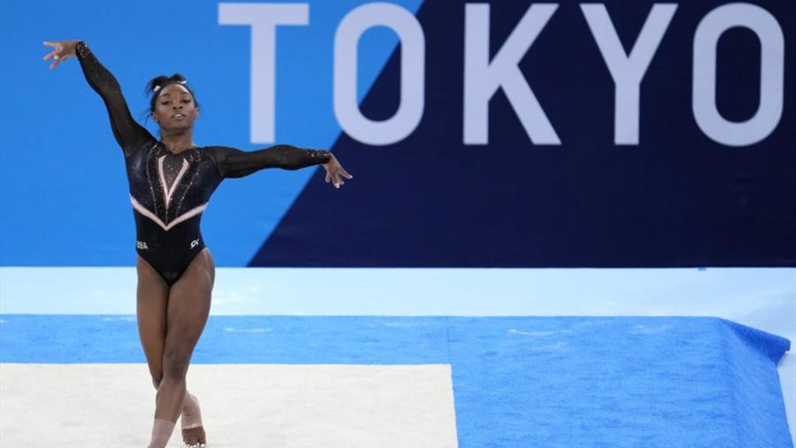 Simone Biles diventa la prima sportiva con una emoji su Twitter! Goldie ...