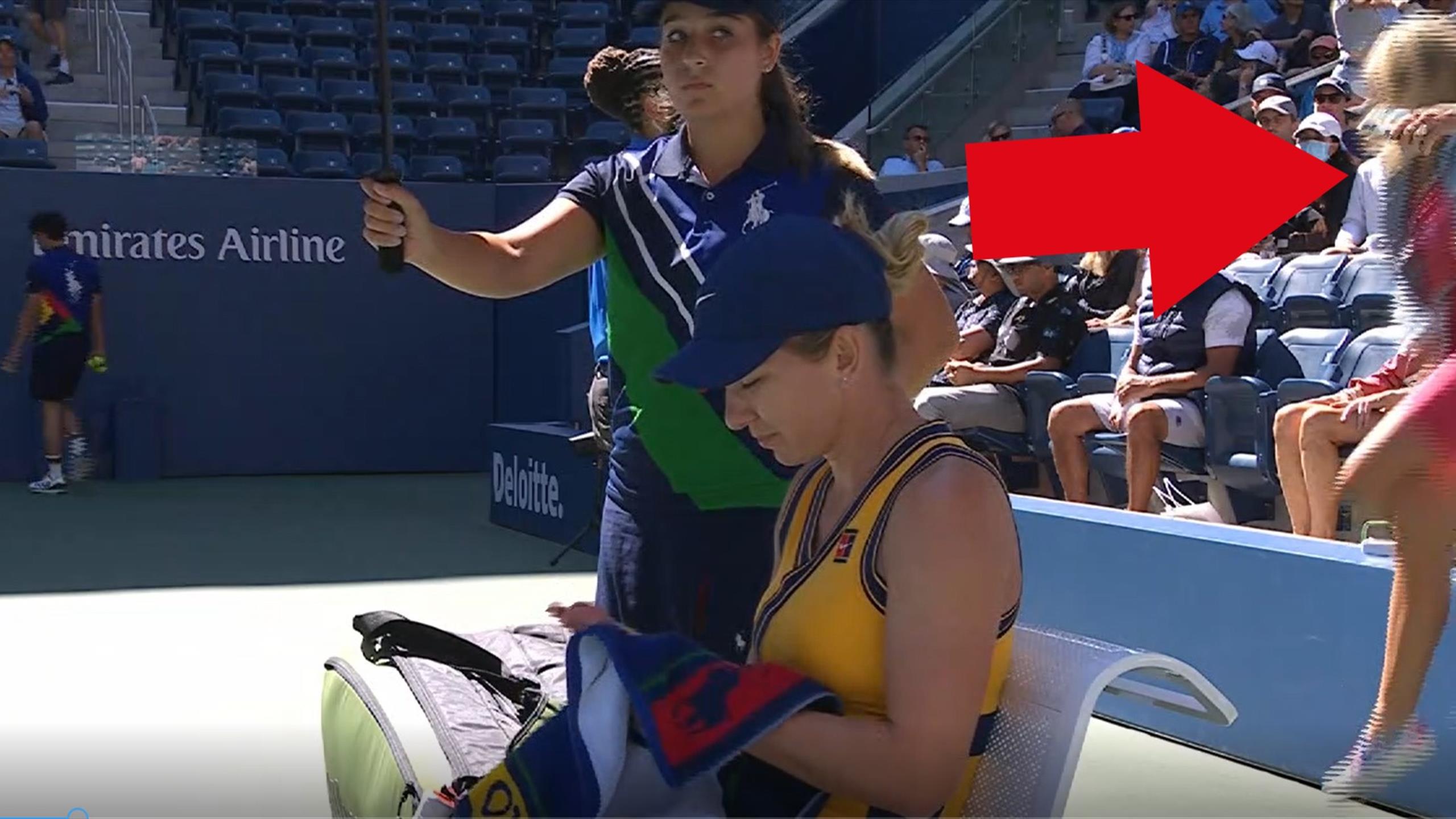 #DetaliiTehnice | Moment incredibil! O spectatoare a intrat pe teren la ...