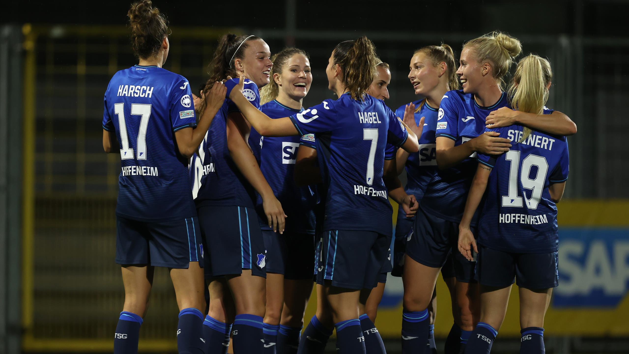 Champions League: Fußballerinnen der TSG Hoffenheim feiern perfekten ...