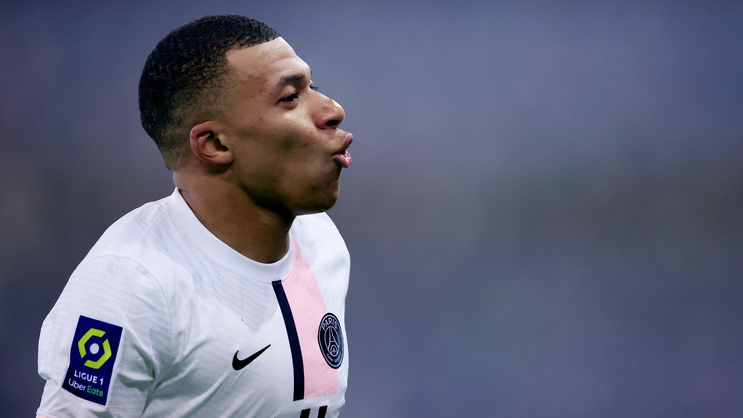 El futuro de Mbappé y los objetivos de Xavi para la defensa, nombres ...