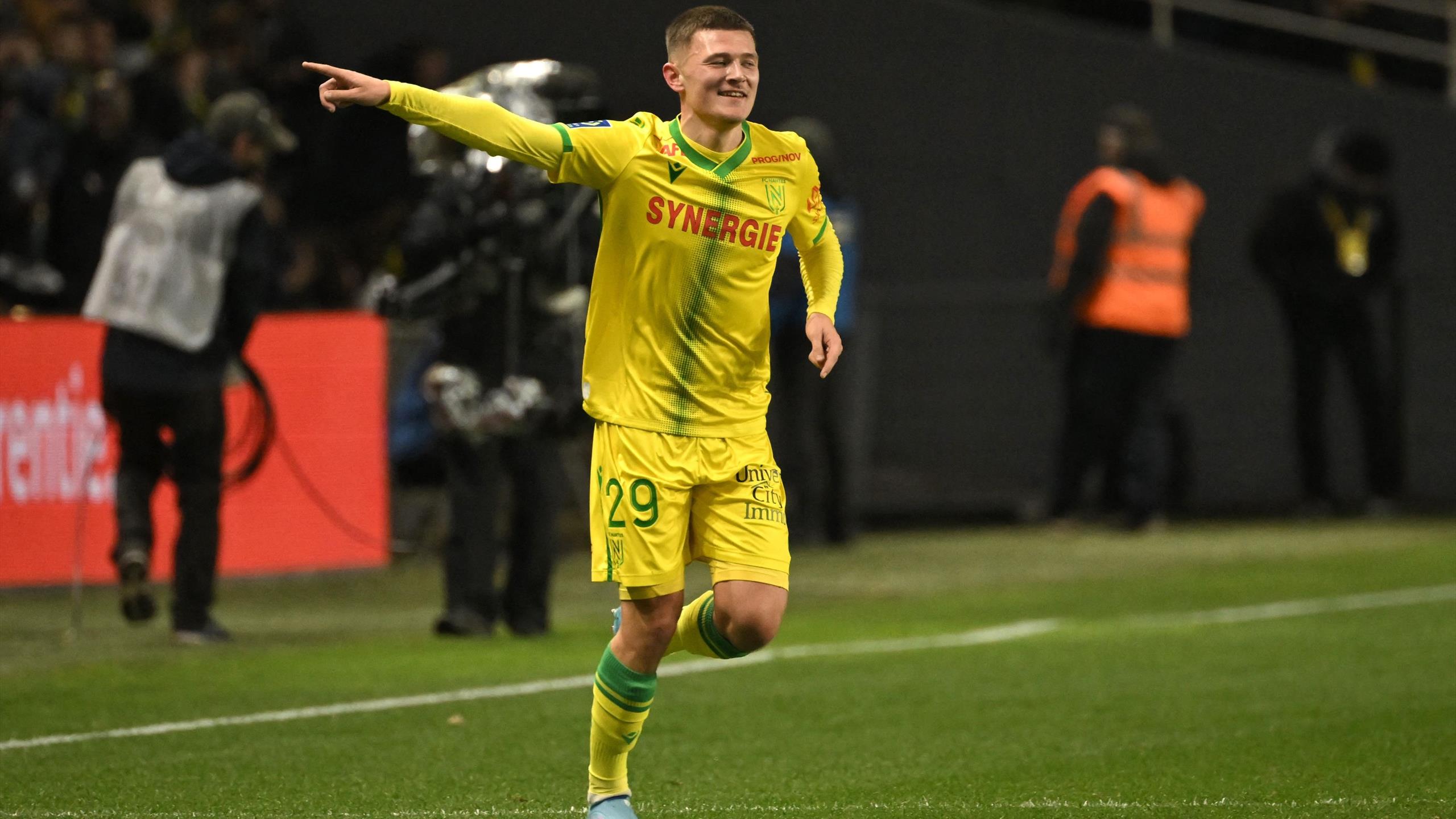 Première pour Quentin Merlin et Warmed Omari avec les Espoirs - Eurosport