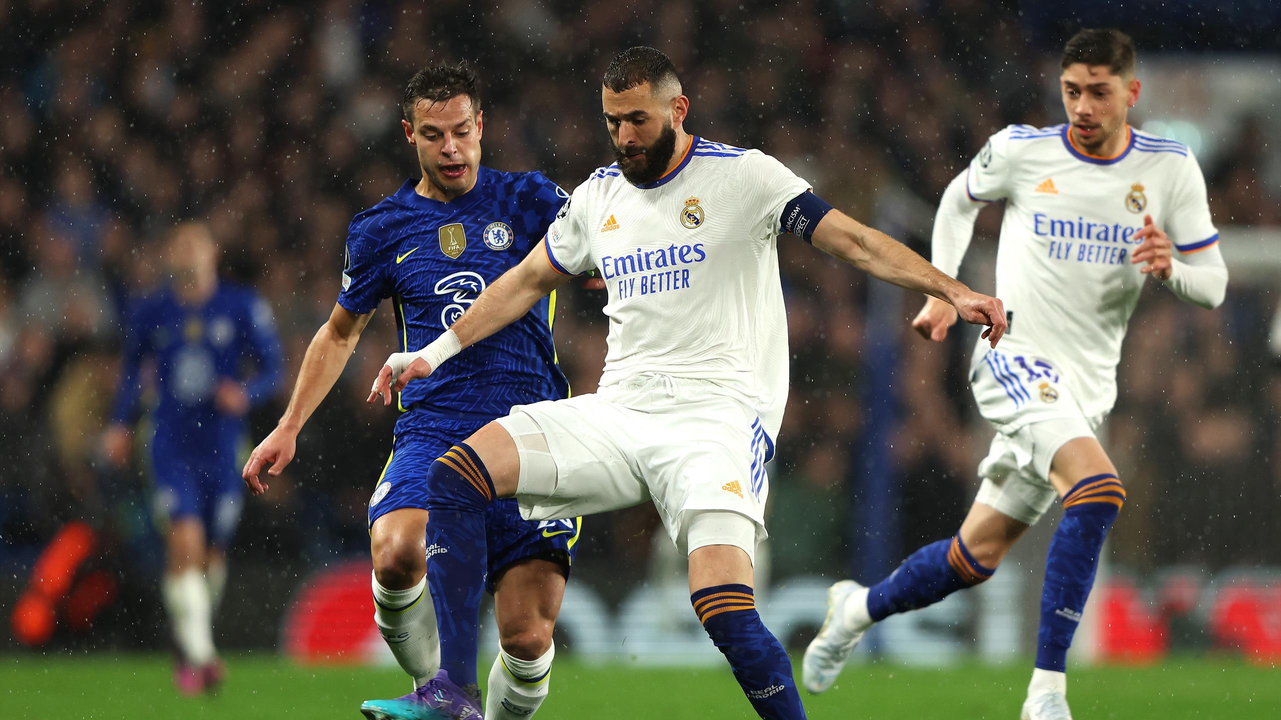 Karim Benzema castiga al Chelsea con dos goles consecutivos que ...