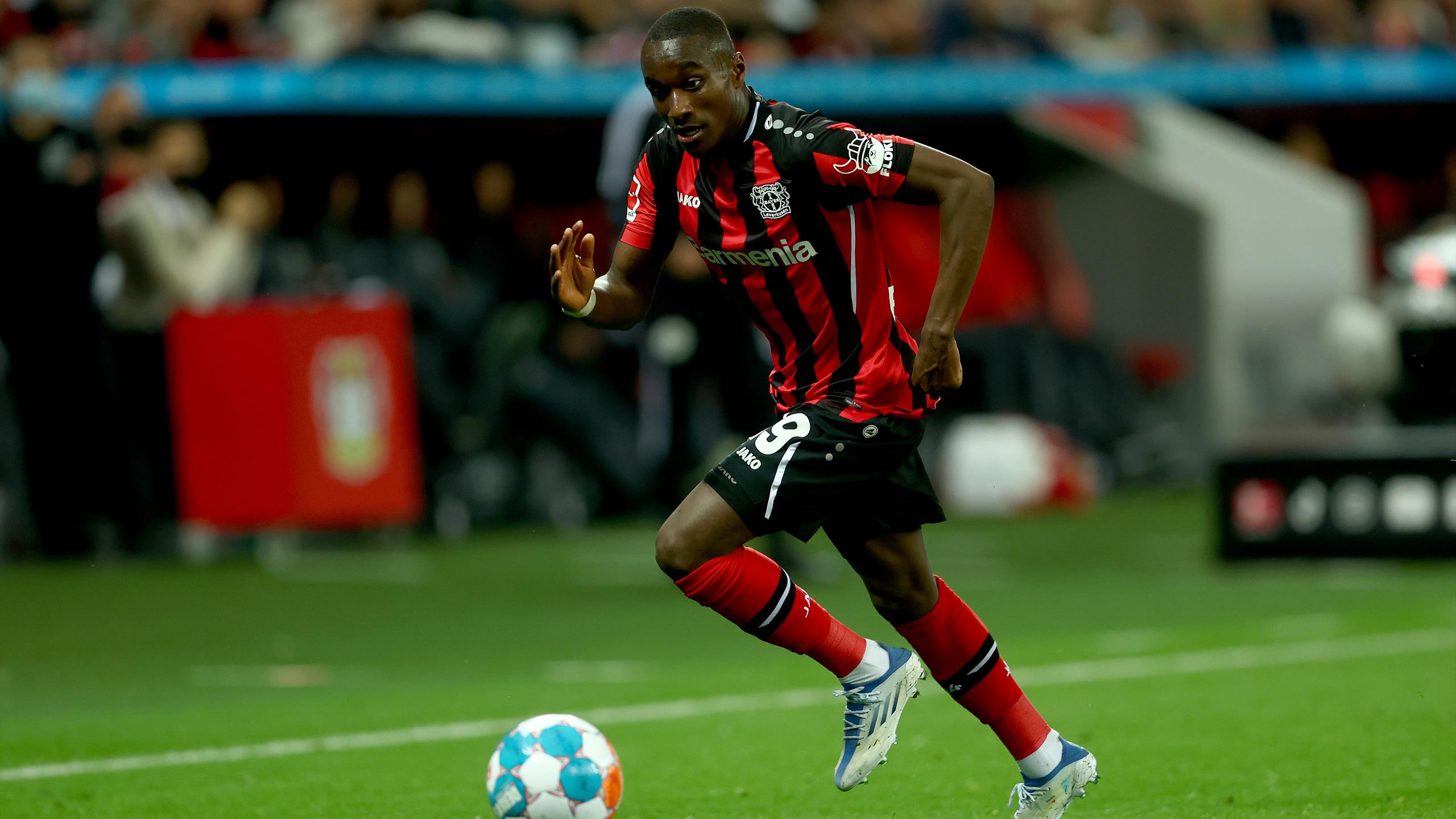 Moussa Diaby bleibt trotz PSG-Gerüchte bei Bayer Leverkusen: "Möchte ...