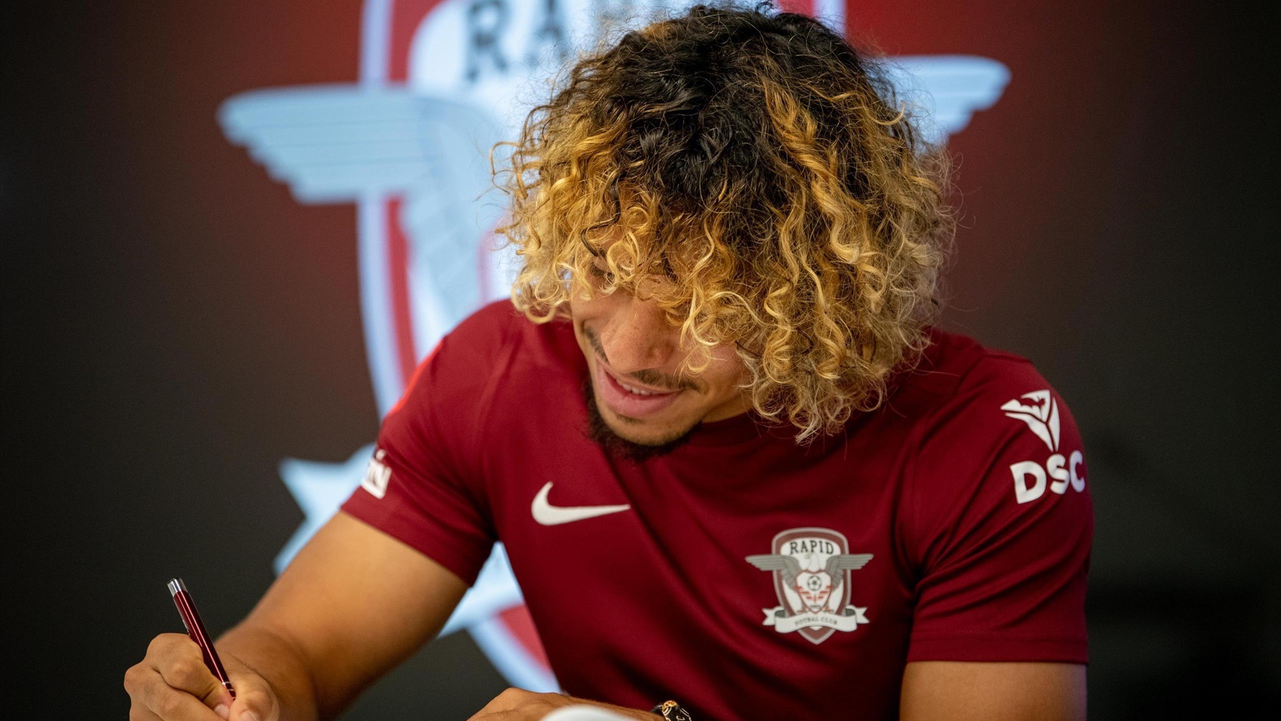 OFICIAL! Jayson Papeau este noul jucător al lui Rapid! Francezul este ...