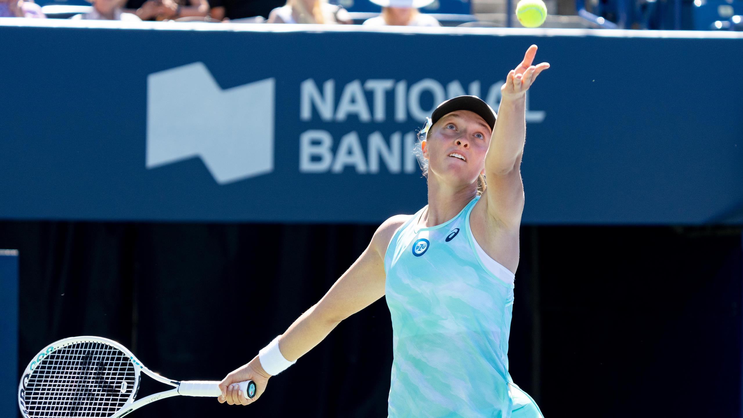 WTA Cincinnati: Iga Swiatek schlägt Sloane Stephens und feiert ihren 50 ...