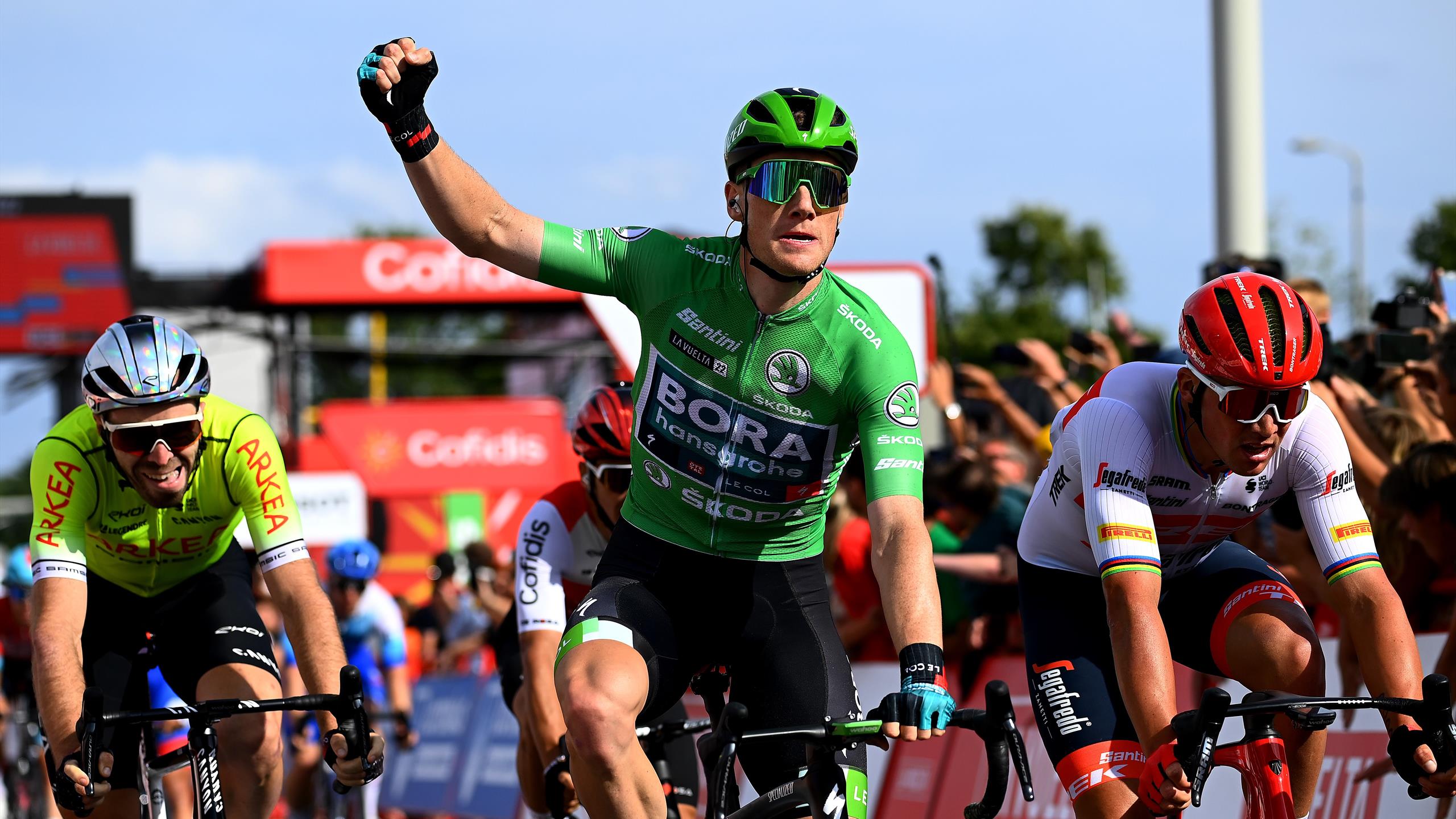 Tour d'Espagne : Sam Bennett remporte la 3e étape de la Vuelta, devant ...