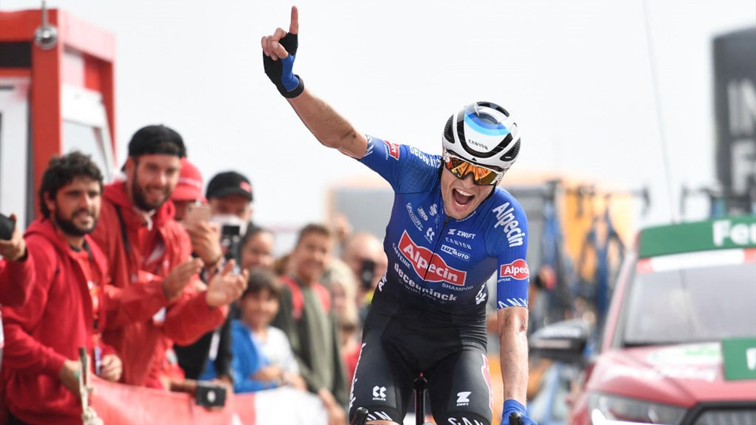 La Vuelta - Jay Vine remporte la 8e étape du Tour d'Espagne, Evenepoel, Roglic et Mas se ...