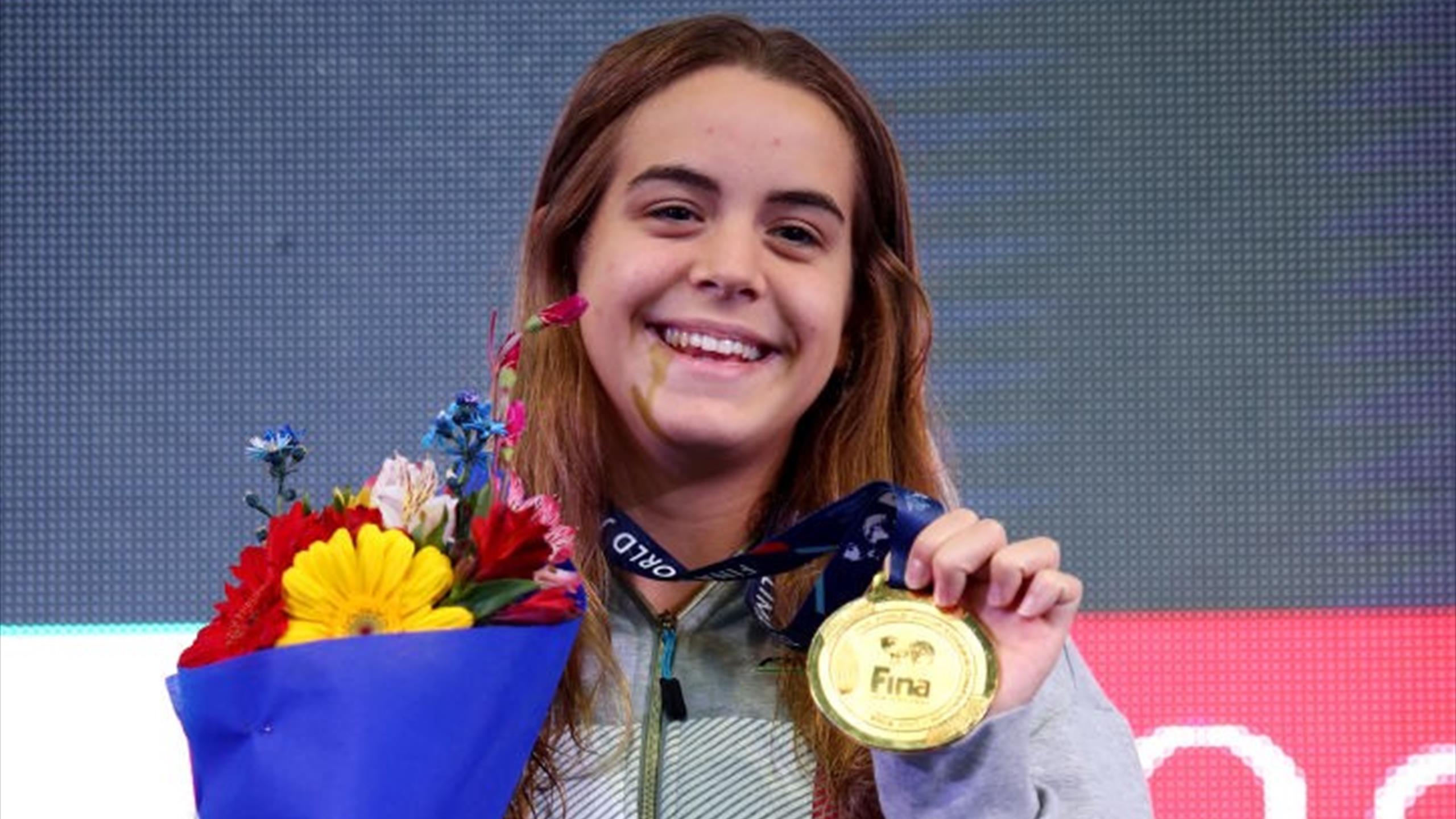 Nuoto, Mondiali giovanili 2022: Anna Porcari oro nei 200 farfalla ...