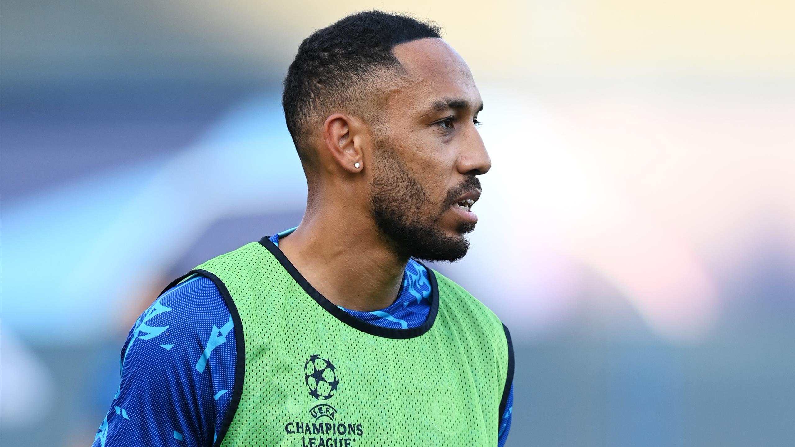 Trotz Tuchel-Rauswurf: Chelsea-Bosse versichern Pierre-Emerick ...