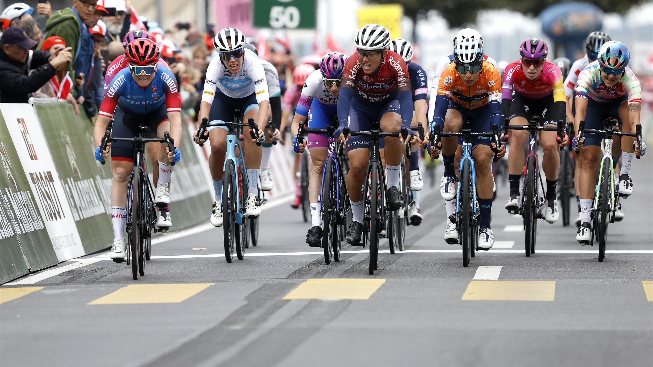 Tour de Romandie: Marta Lach gewinnt Schlussetappe - Ashleigh Moolman ...