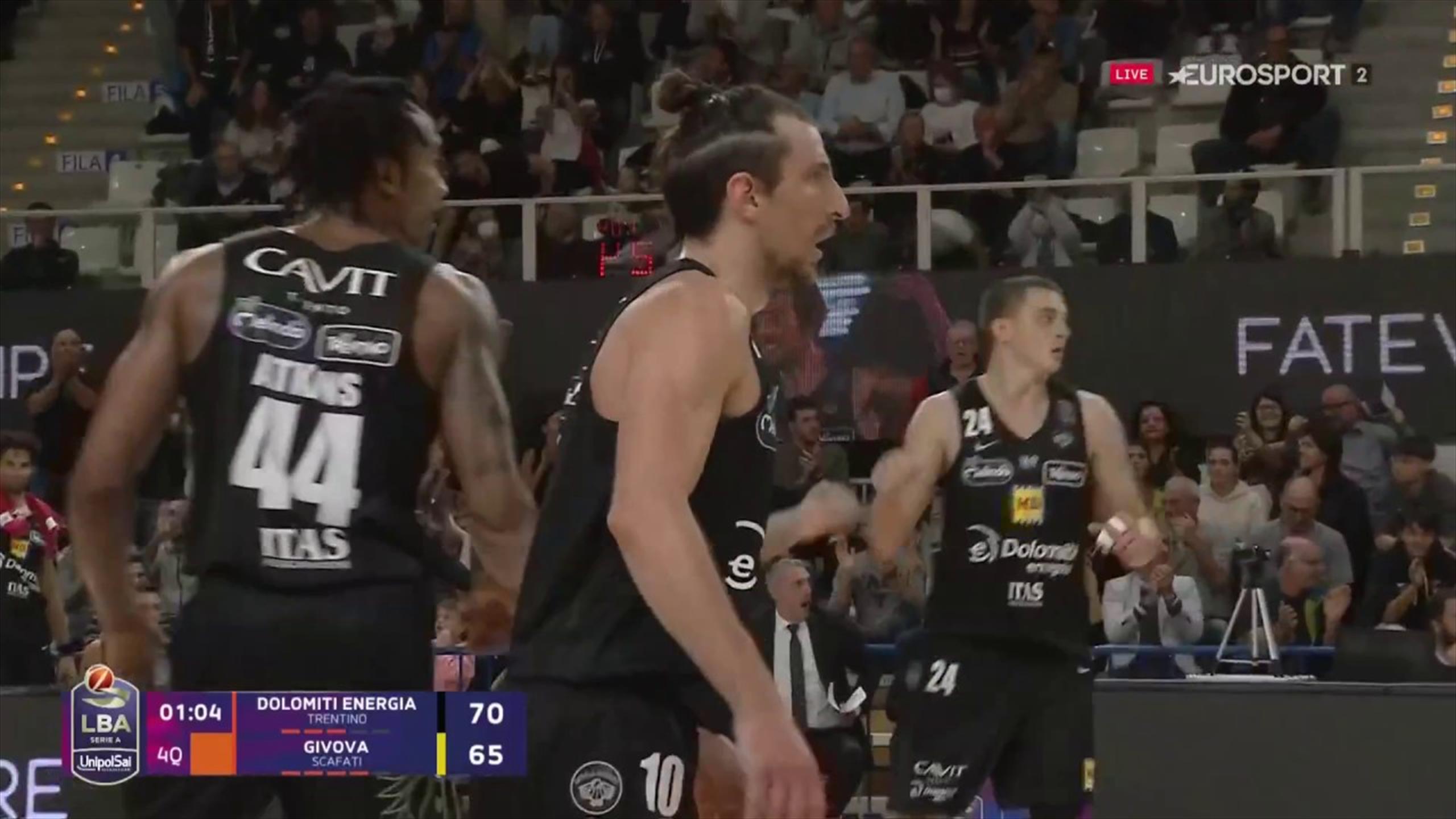 Basket, Serie A: capitan Toto Forray con la tripla decisiva per Trento ...