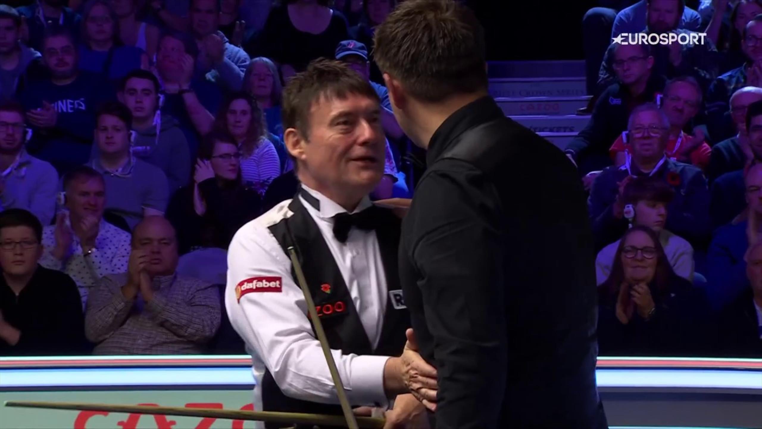 UK Championship | Jimmy White kan het niet bolwerken en vliegt eruit in ...
