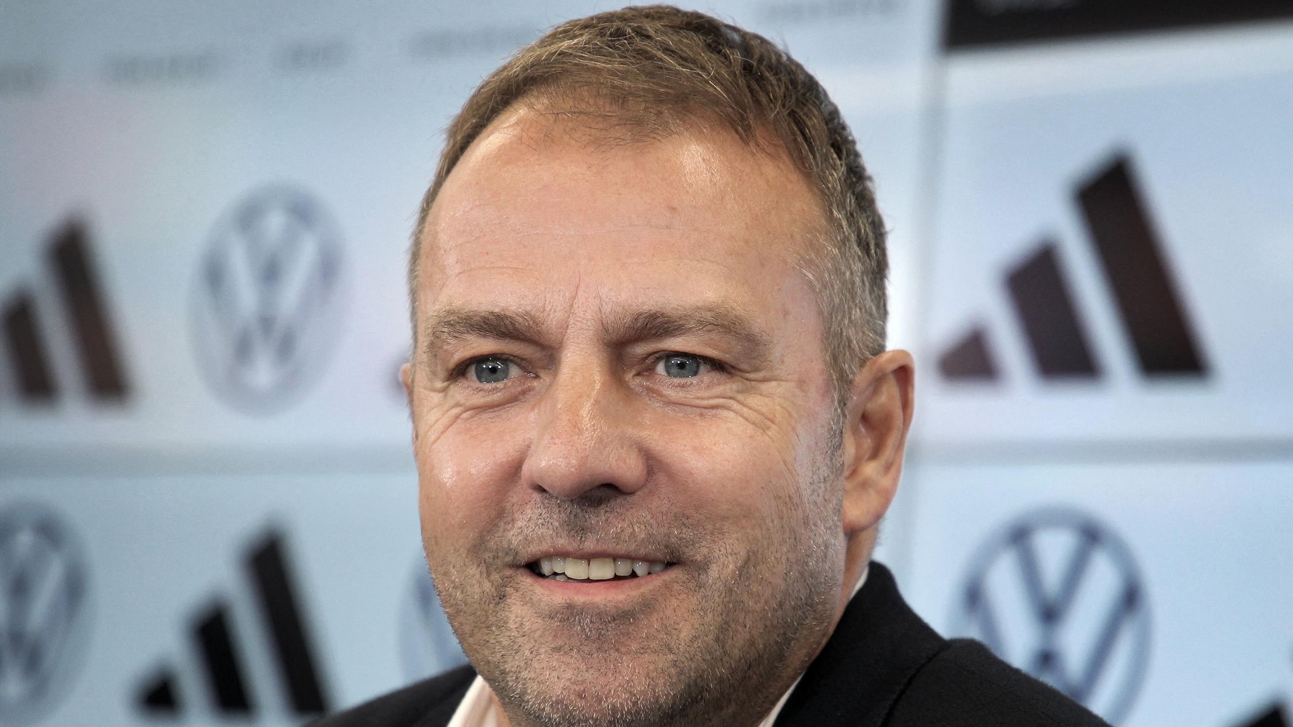 Hansi Flick: “Oyuncularımı anlıyorum” - Eurosport