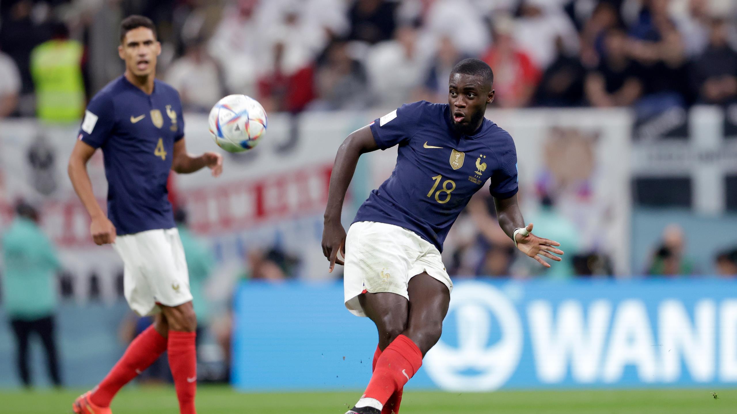 WM 2022 in Katar: Frankreich geht mit Dayot Upamecano ins Finale gegen ...