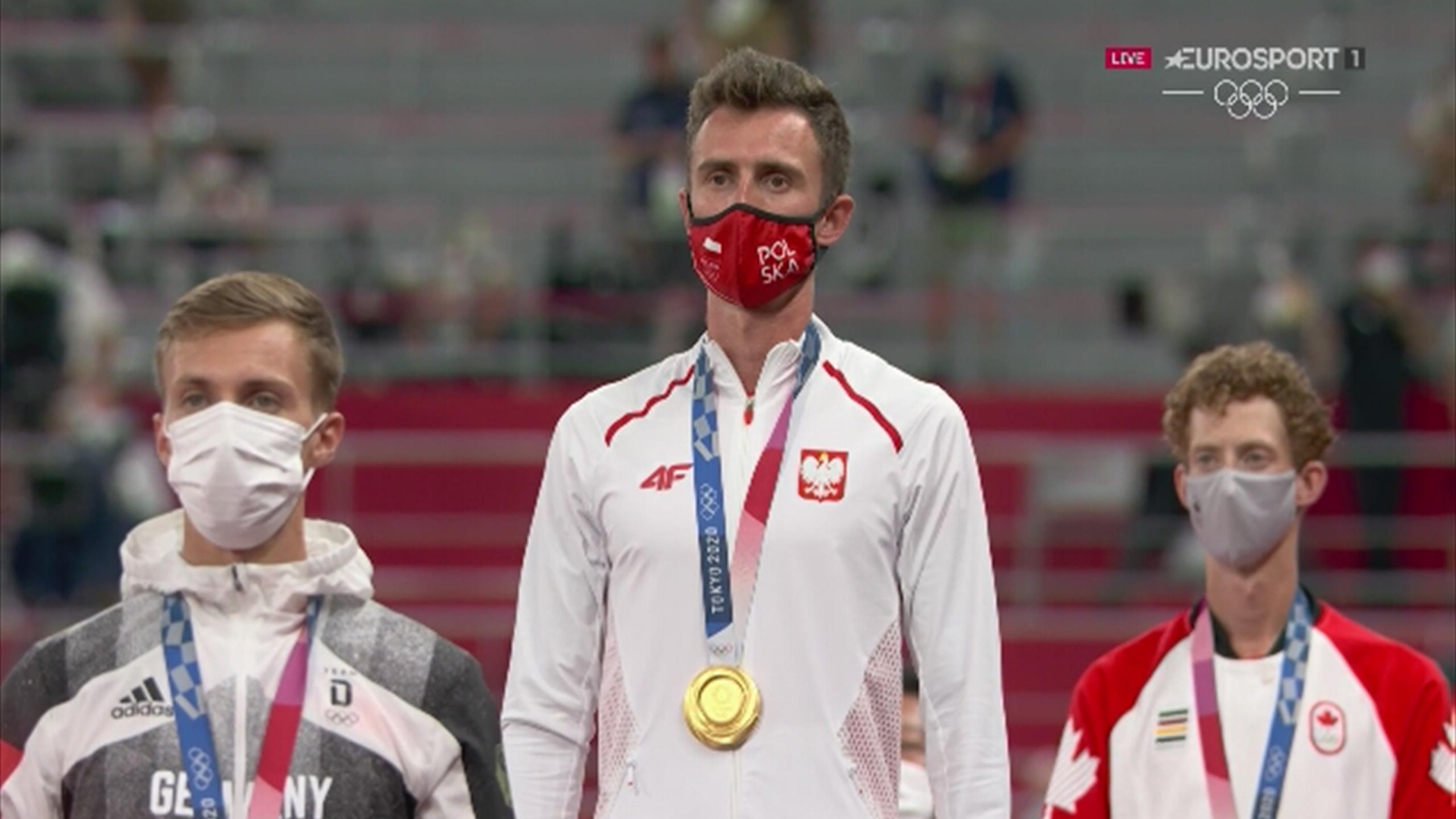 Tokio. Cała ceremonia dekoracji medalowej Dawida Tomali - Wszystkie ...