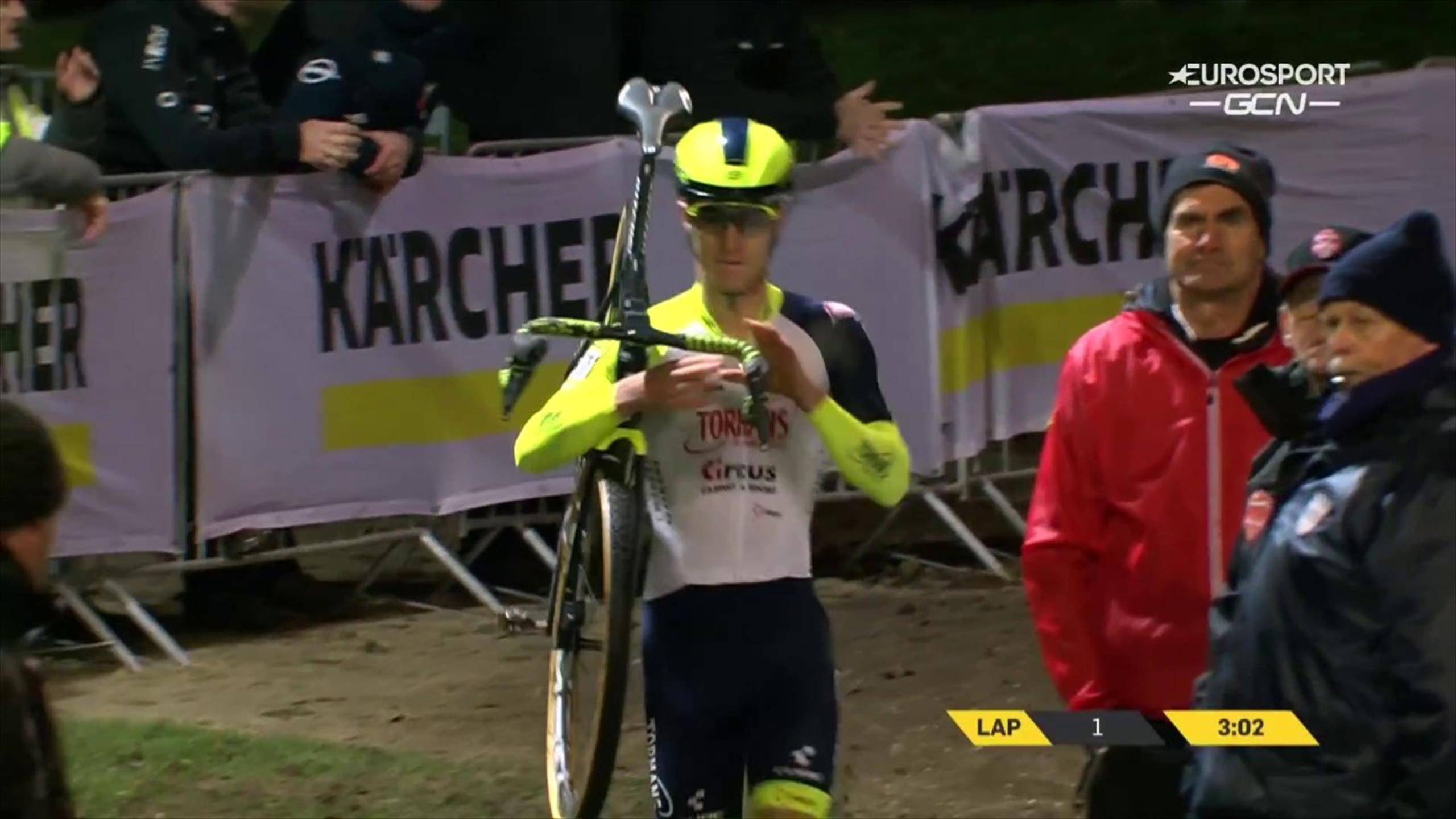 Superprestige - Vermote alla Froome: se la fa a piedi fino ai box dopo ...