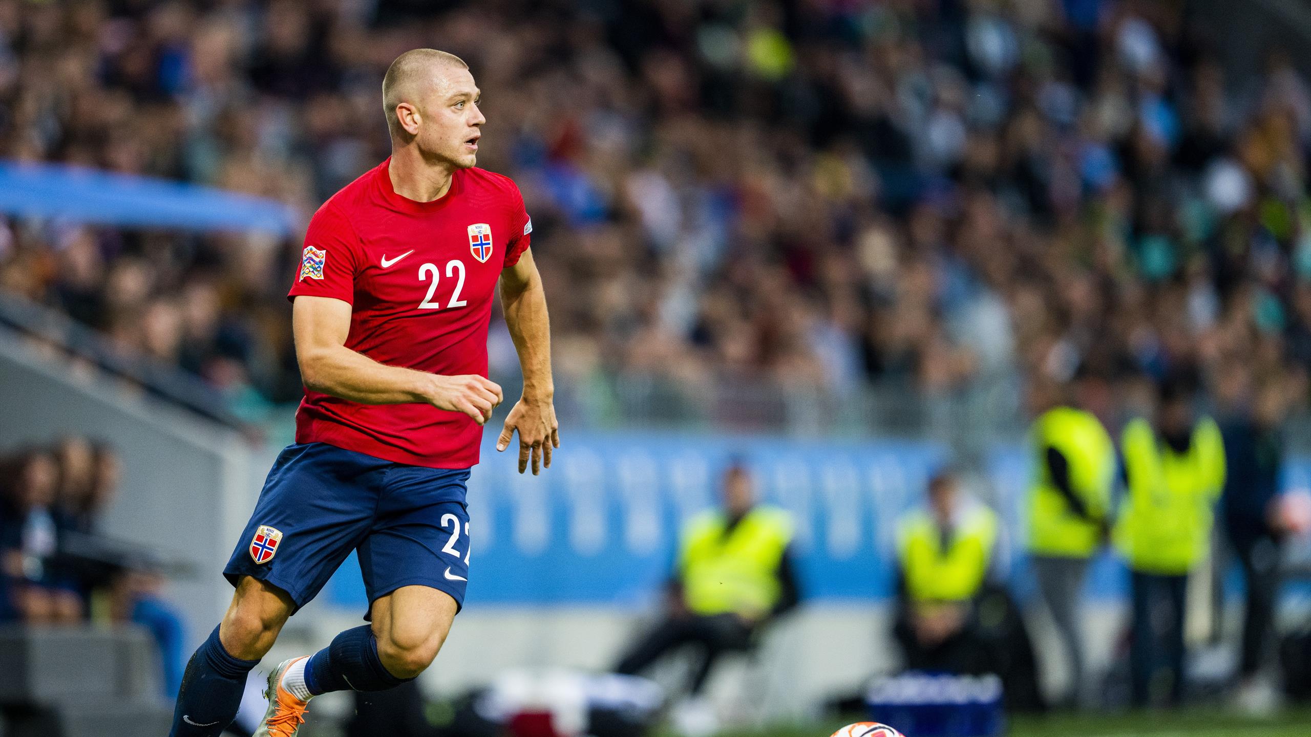 Bekreftet: Landslagsbacken Julian Ryerson klar for Borussia Dortmund ...