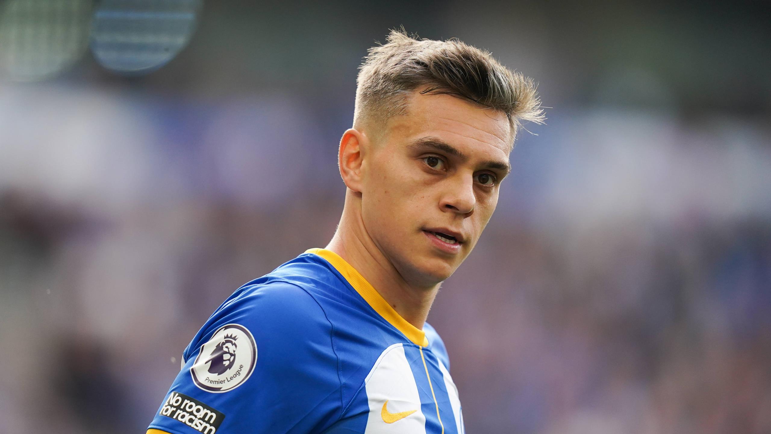 Mercato : Arsenal officialise l'arrivée de Leandro Trossard - Eurosport