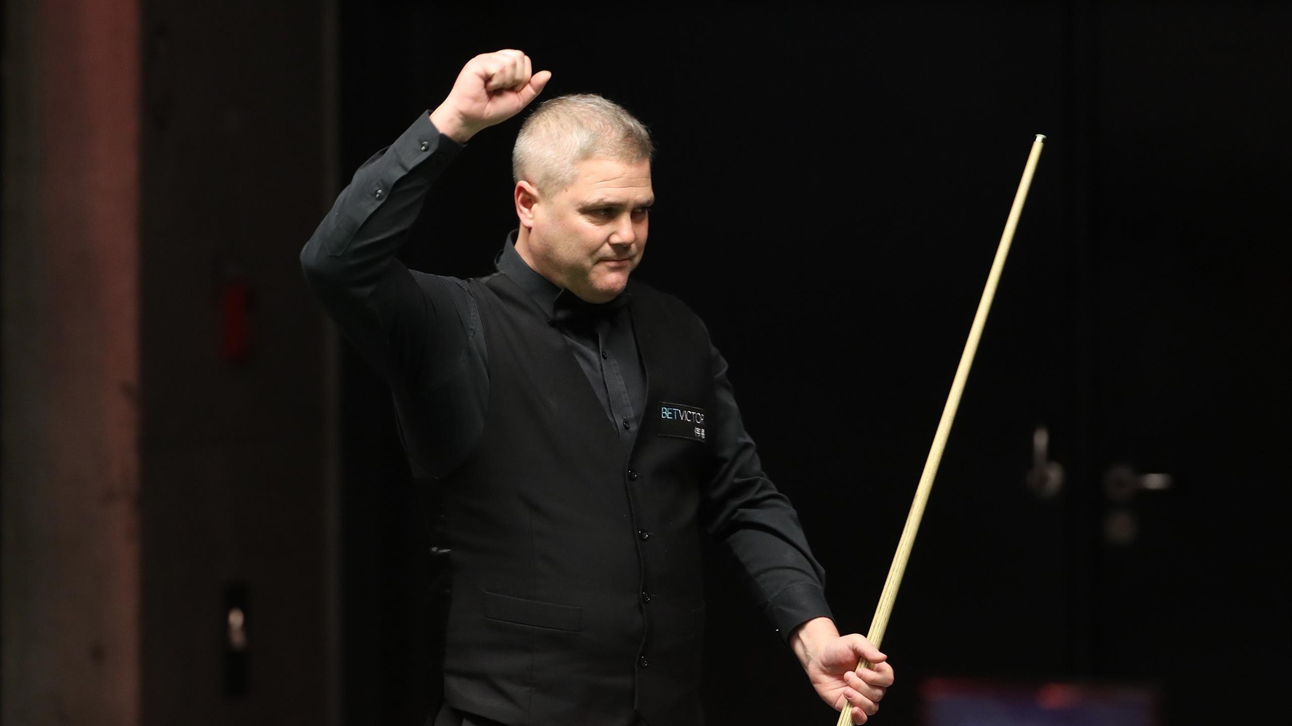 Neil Robertson kiesett, Robert Milkins maximumot lökött - Eurosport