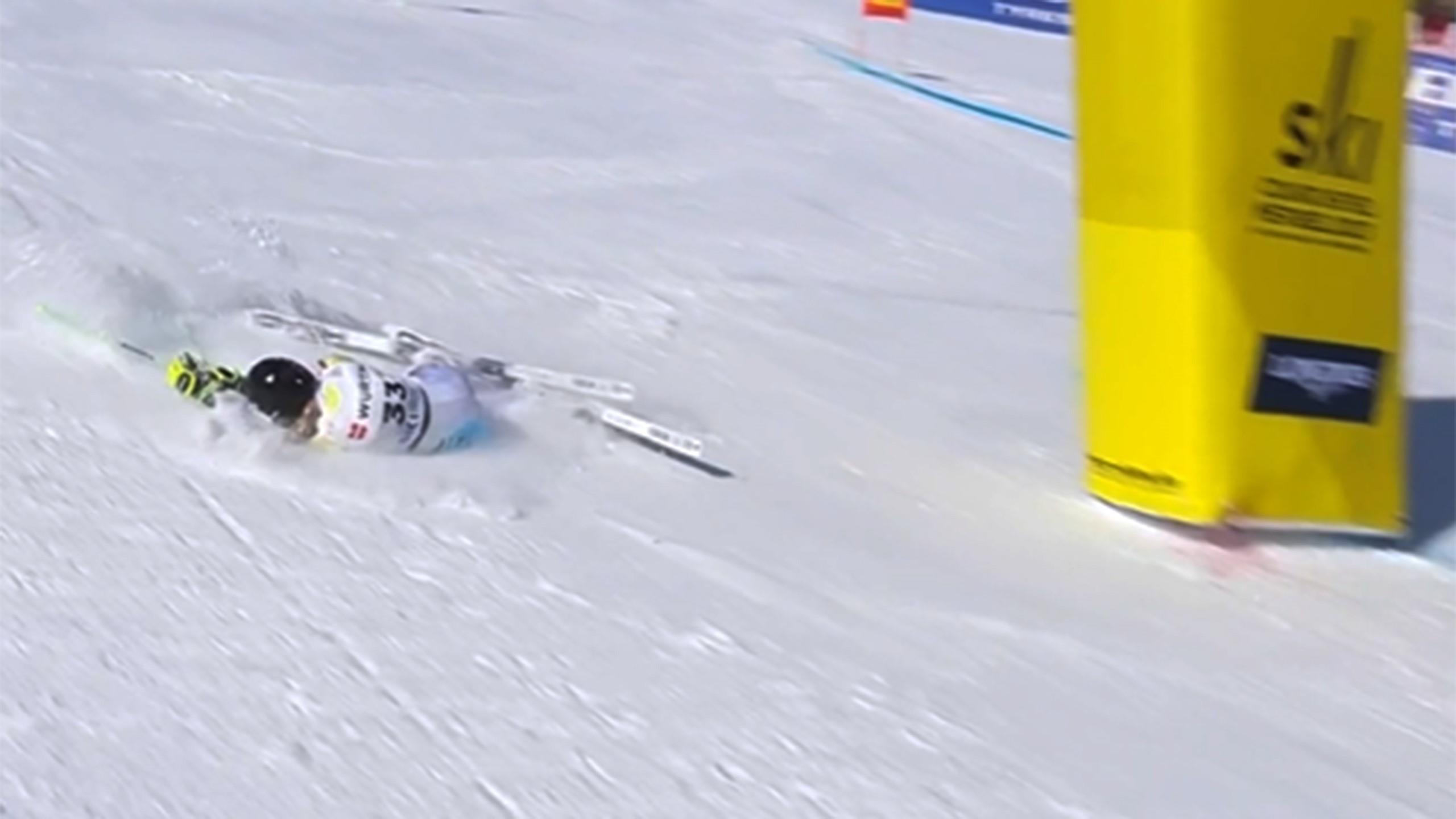 Ski-WM 2023 - Jessica Hilzinger stürzt im Riesenslalom kurz vor dem ...