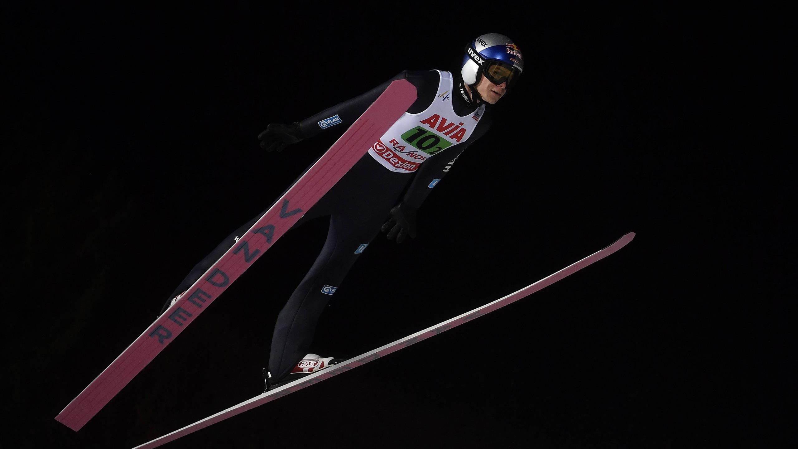 Skispringen in Rasnov: Andreas Wellinger und Karl Geiger triumphieren ...
