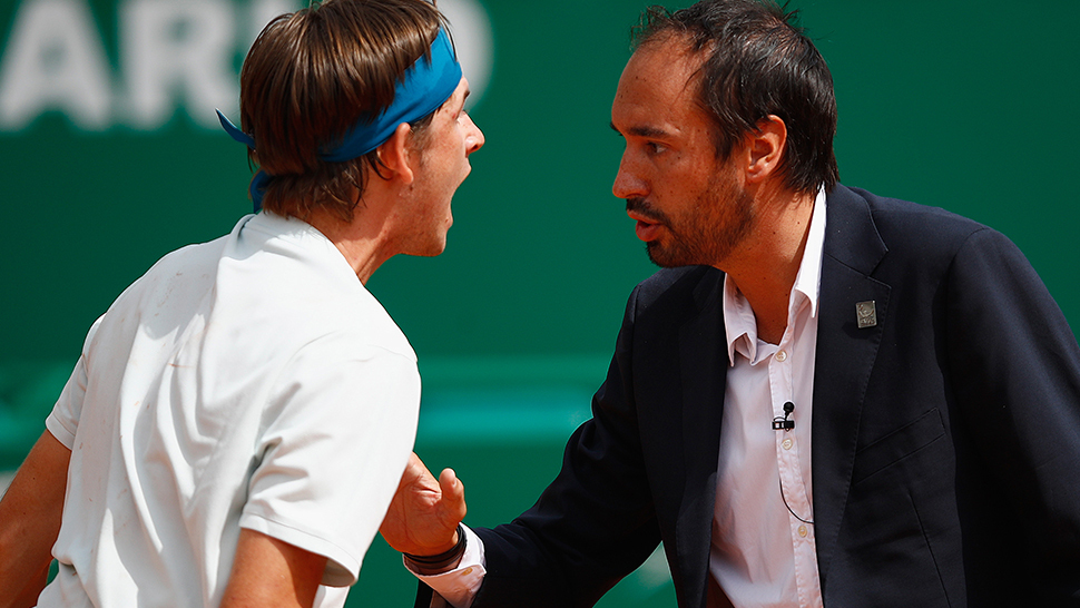 Donaldson nakrzyczał na sędziego. "O czym ty mówisz?" - Eurosport