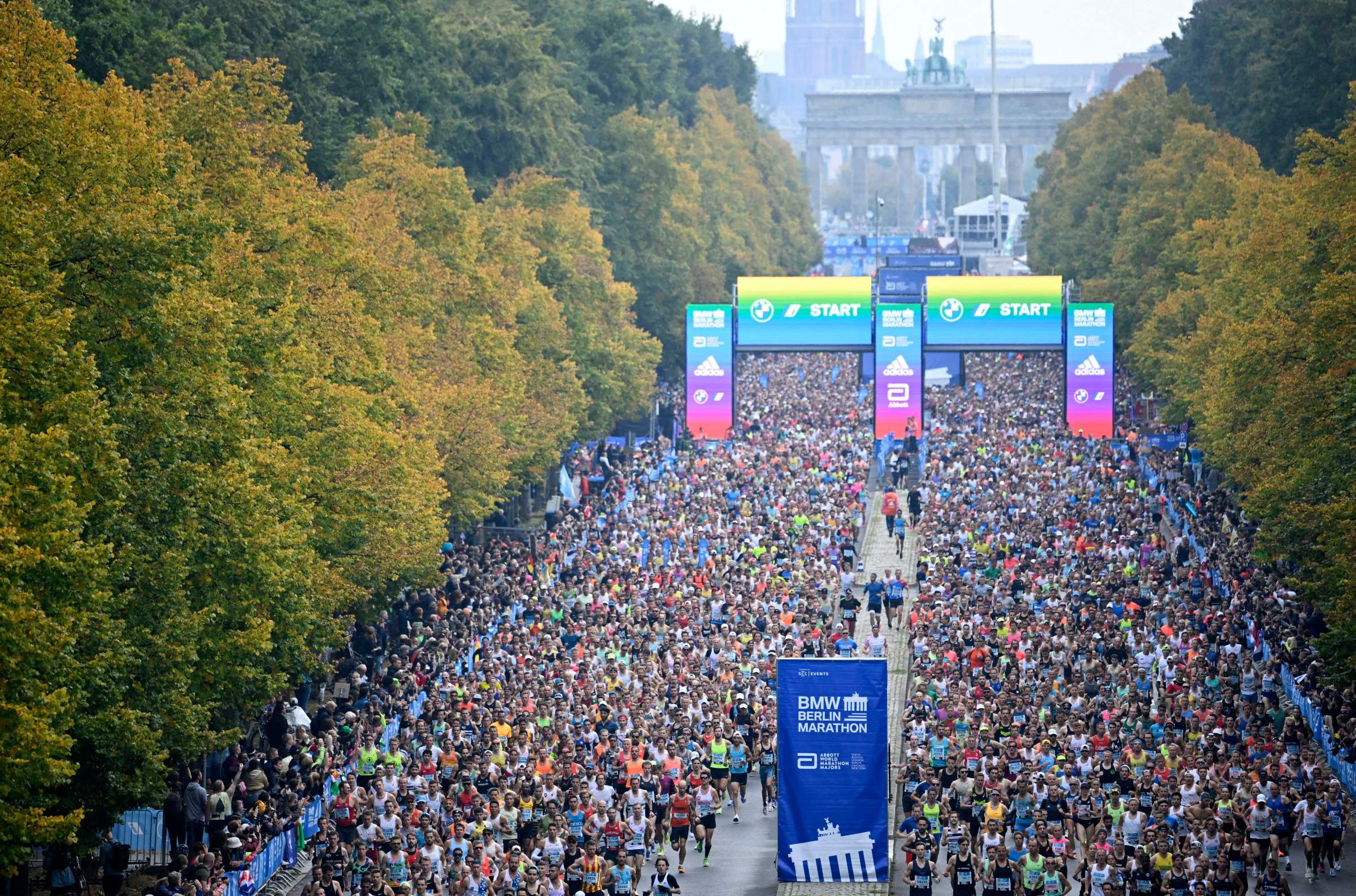 Maraton w Berlinie. Eliud Kipchoge pobił rekord świata - Lekkoatletyka ...