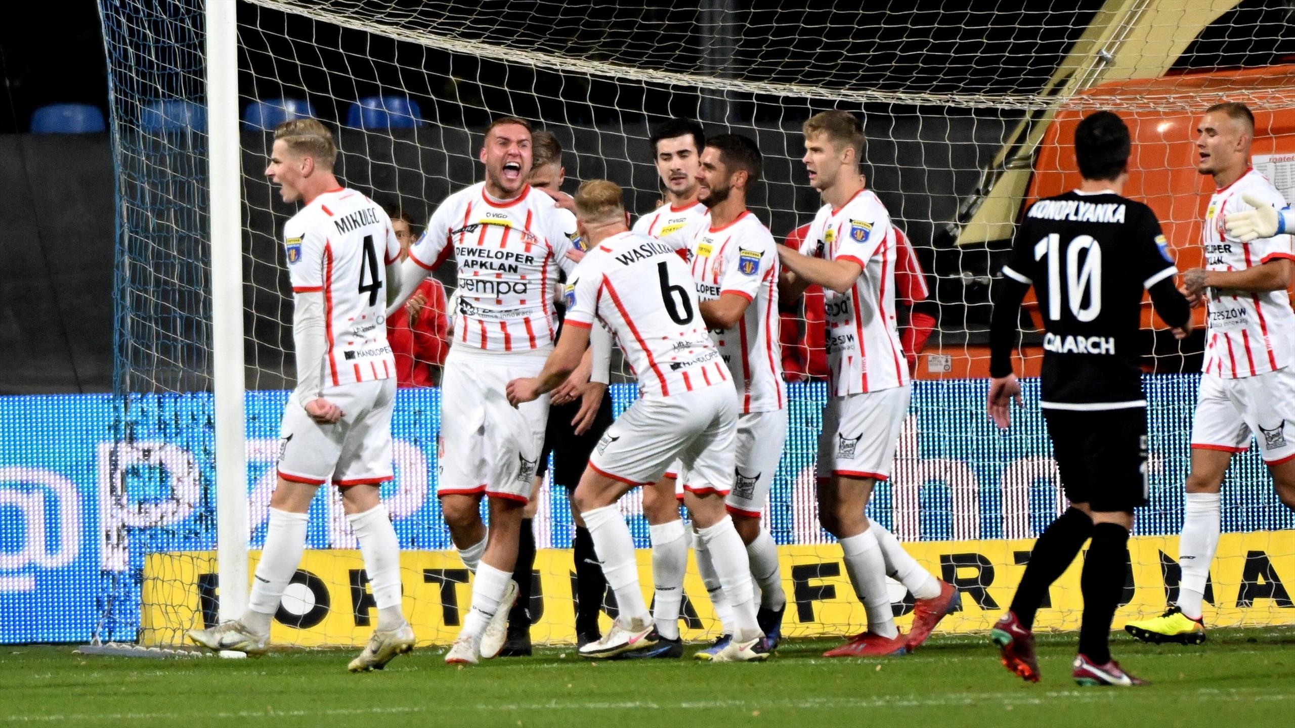 Puchar Polski 2022/23. Wyniki i relacja środowych meczów 1/16 finału ...