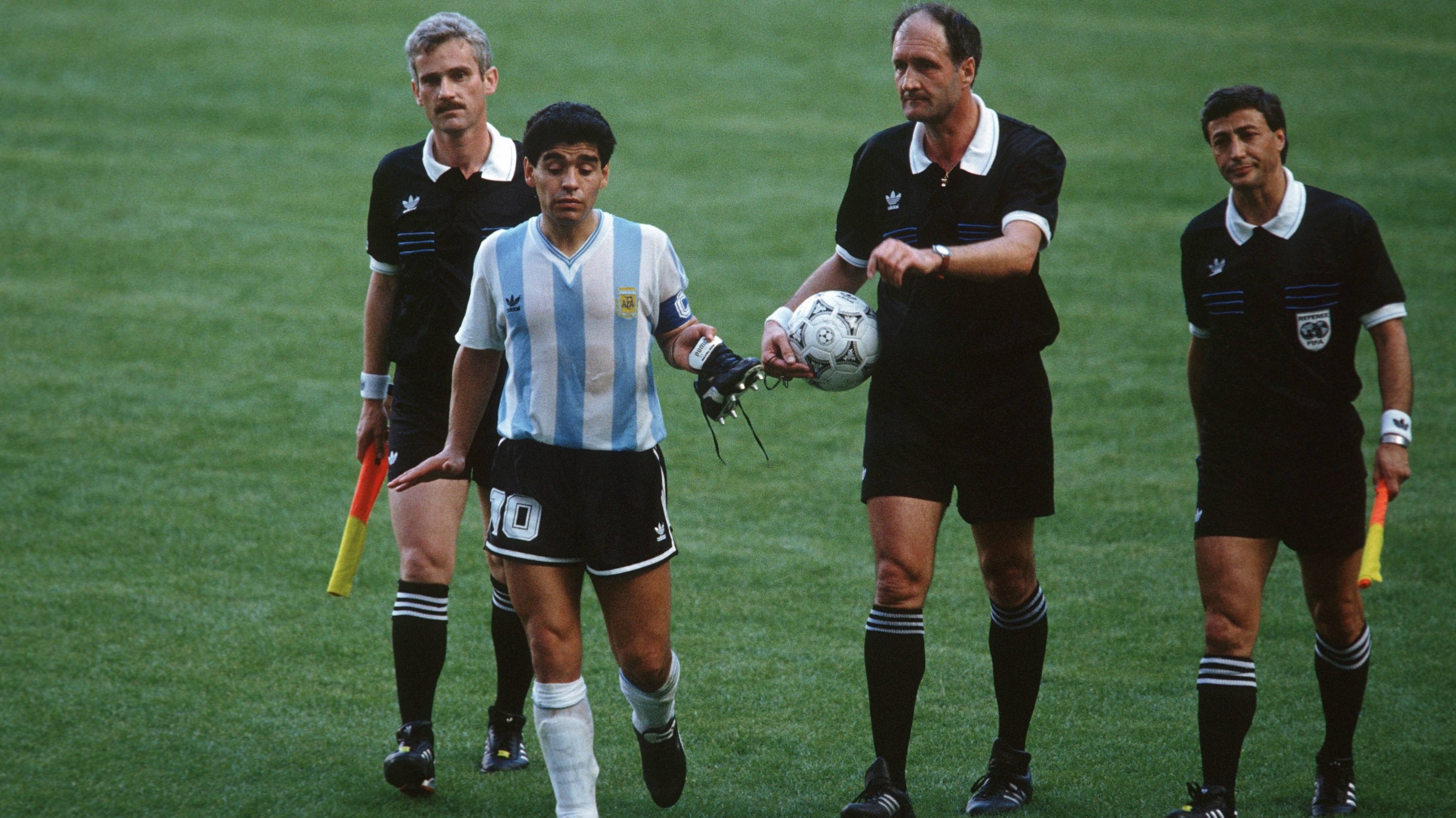 Mundial 2022. Michał Listkiewicz o mundialu we Włoszech - Italia '90 ... Mundial 2022. Michał Listkiewicz o mundialu we Włoszech - Italia '90 ...