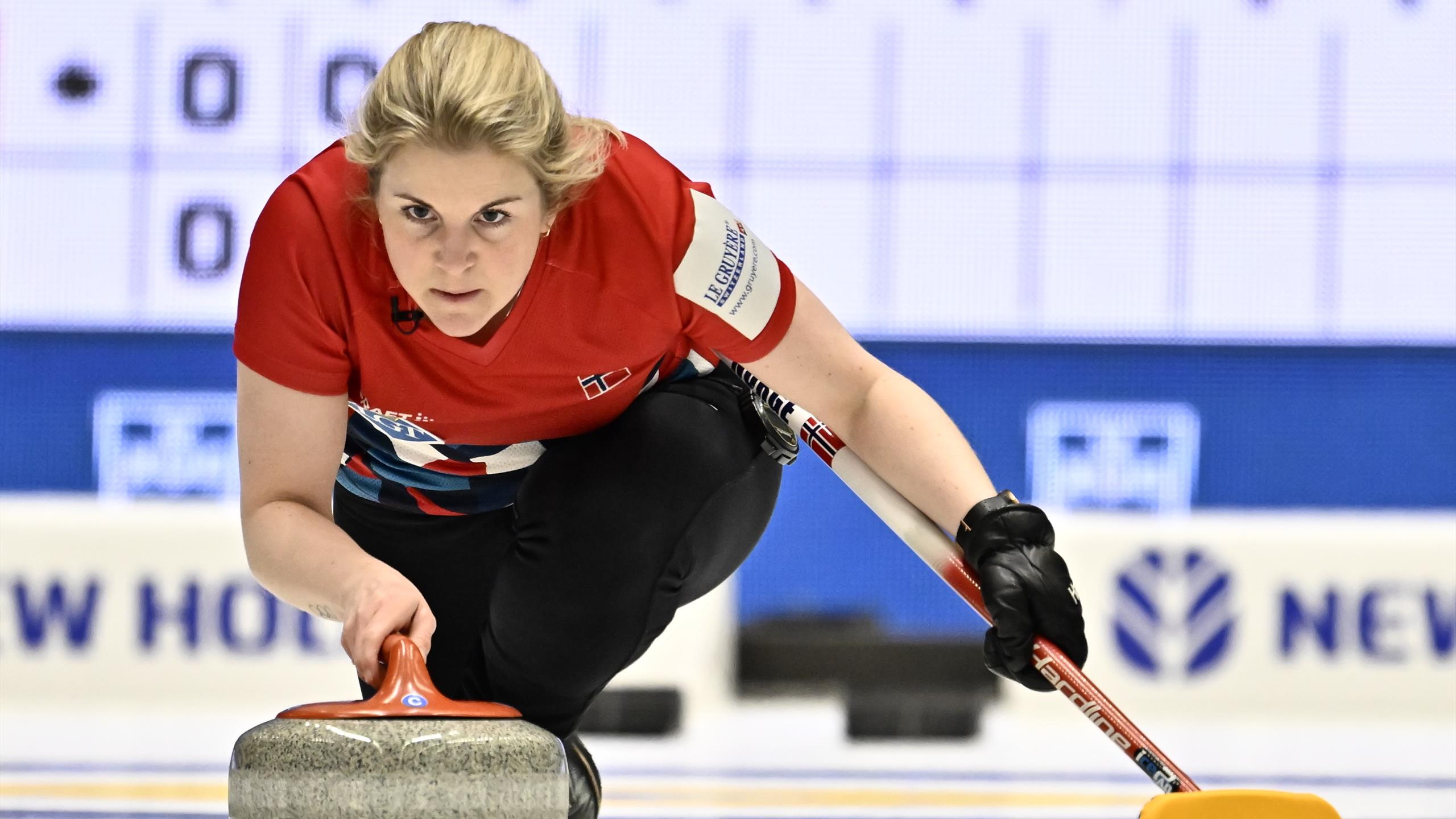 Norge med overbevisende seier i curling-VM - Eurosport