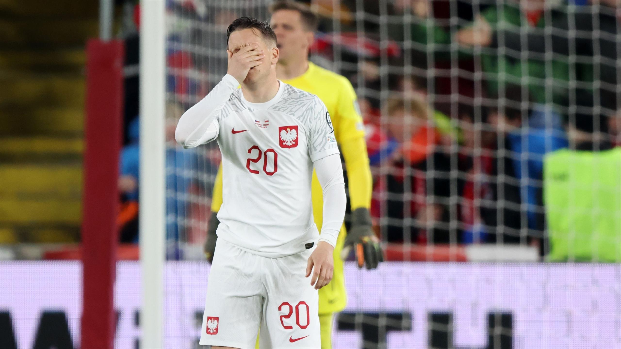 Czechy - Polska: Piotr Zieliński po porażce Polaków w pierwszym meczu el. Euro 2024 - Eurosport