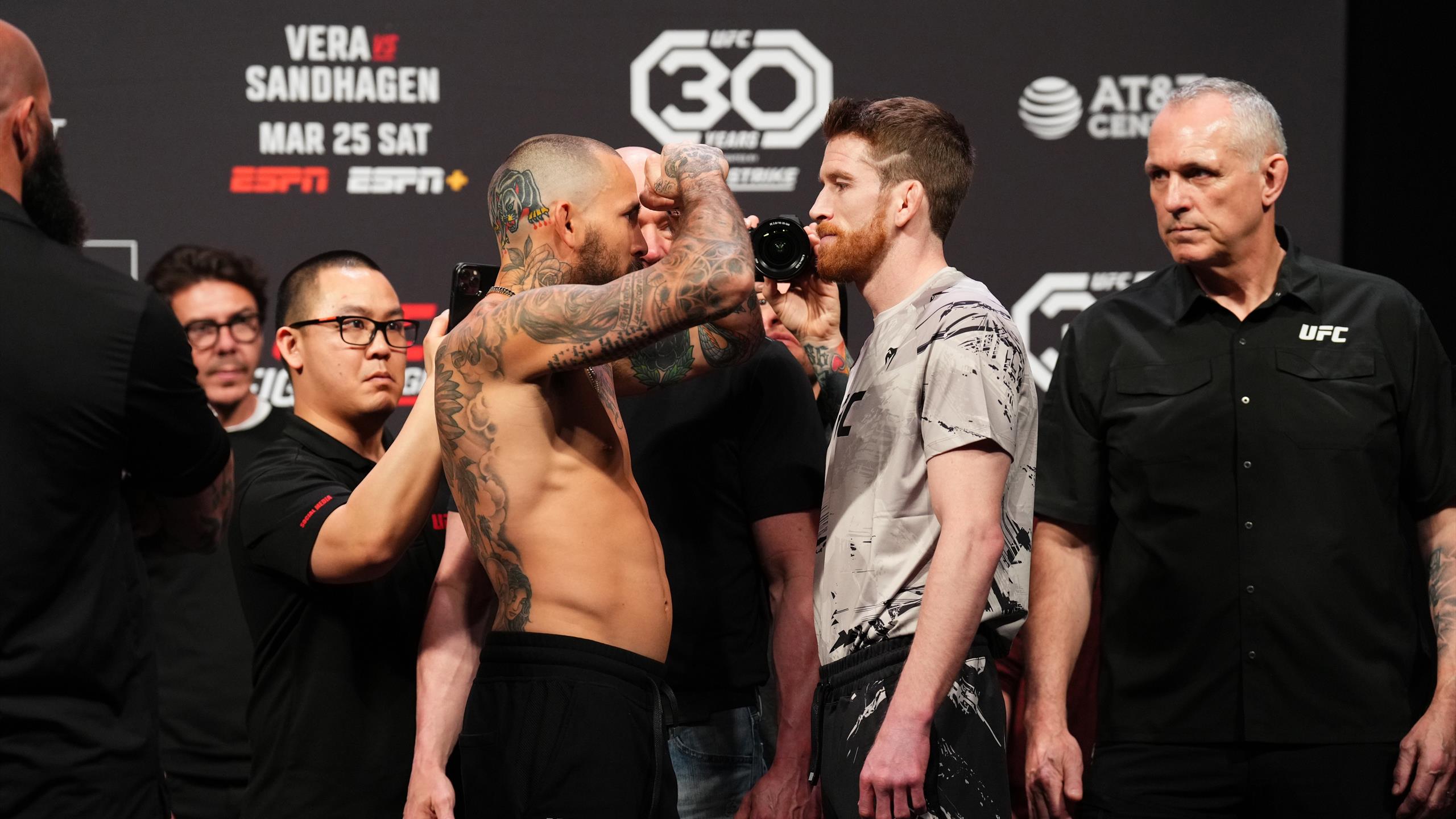 UFC San Antonio | Eurosport Panel vs Andy Souwer picks - Eurosport