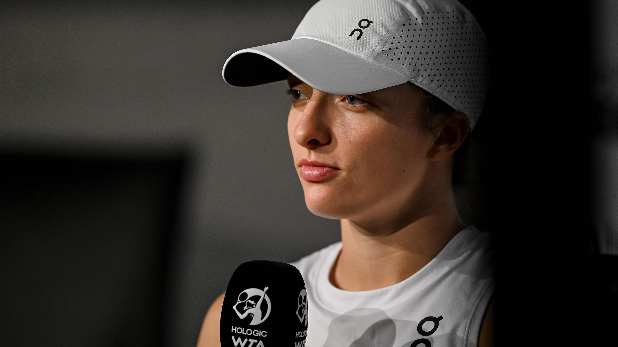 Iga Swiatek, întrebată la Stuttgart dacă "s-a panicat". Liderul din WTA ...