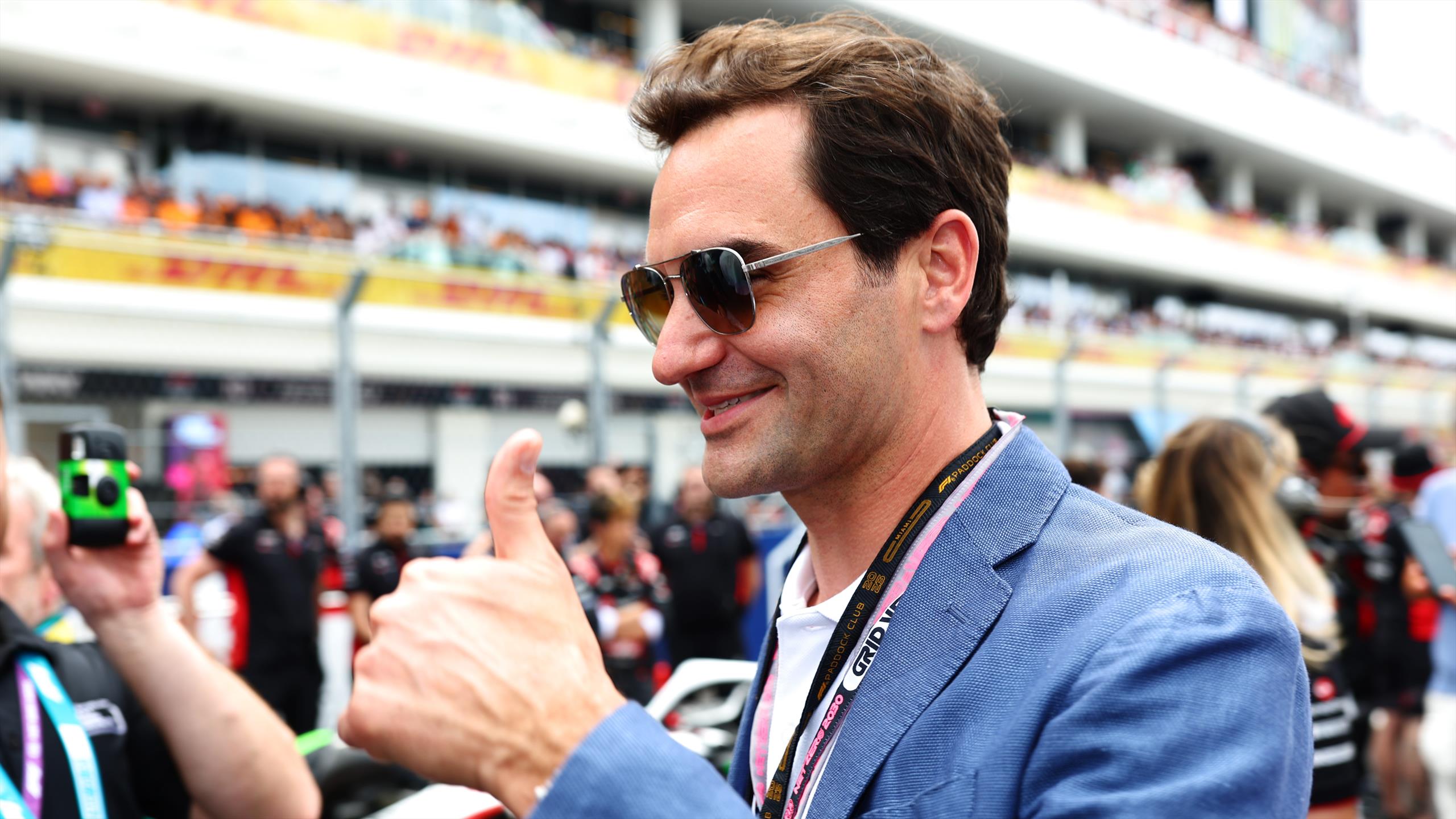 Roger Federer, pentru a treia oară la un Mare Premiu din Formula 1 ...