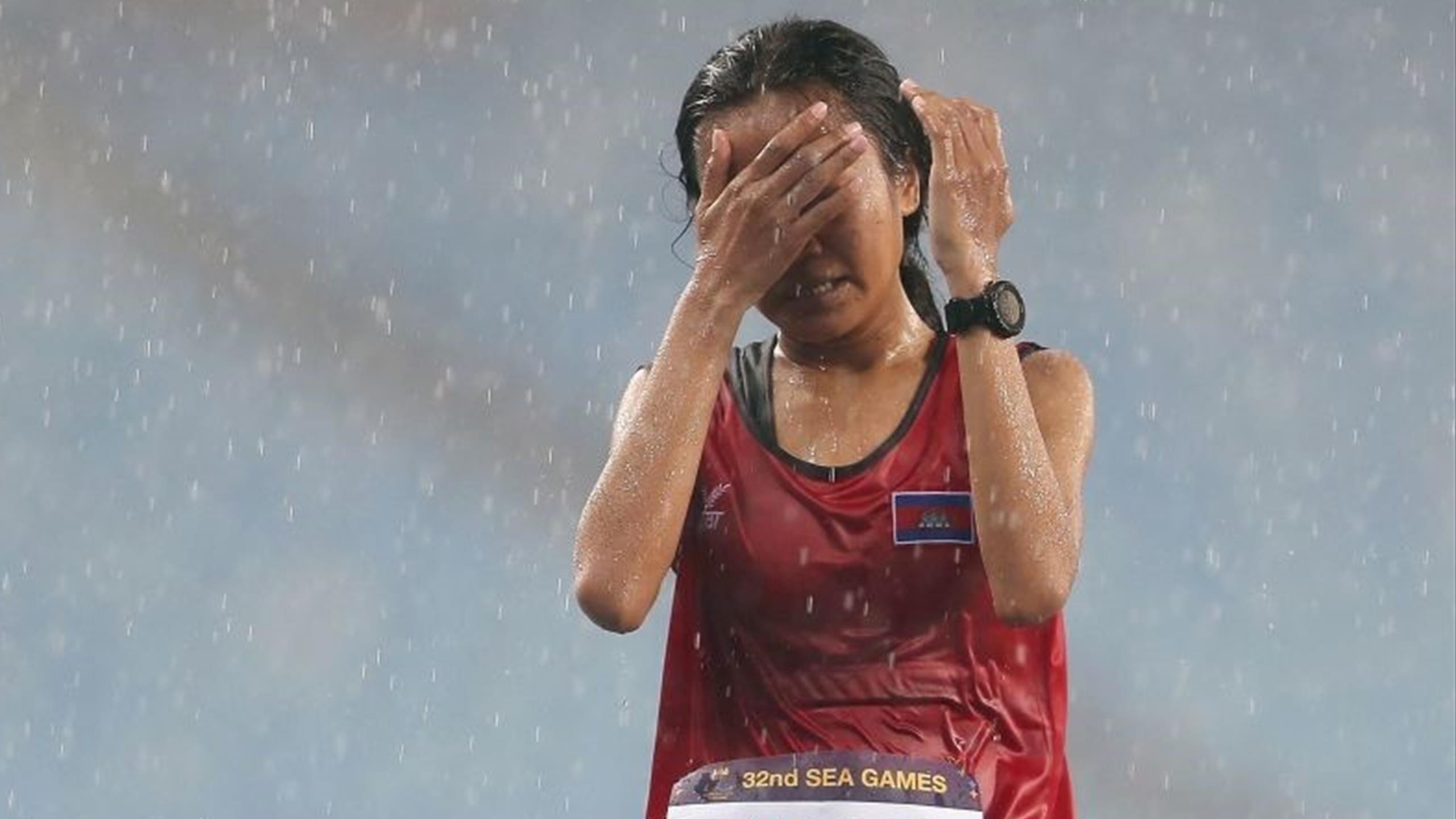 Bou Samnang, simbolo di perseveranza globale diventata idolo in Cambogia arrivando ultima ...