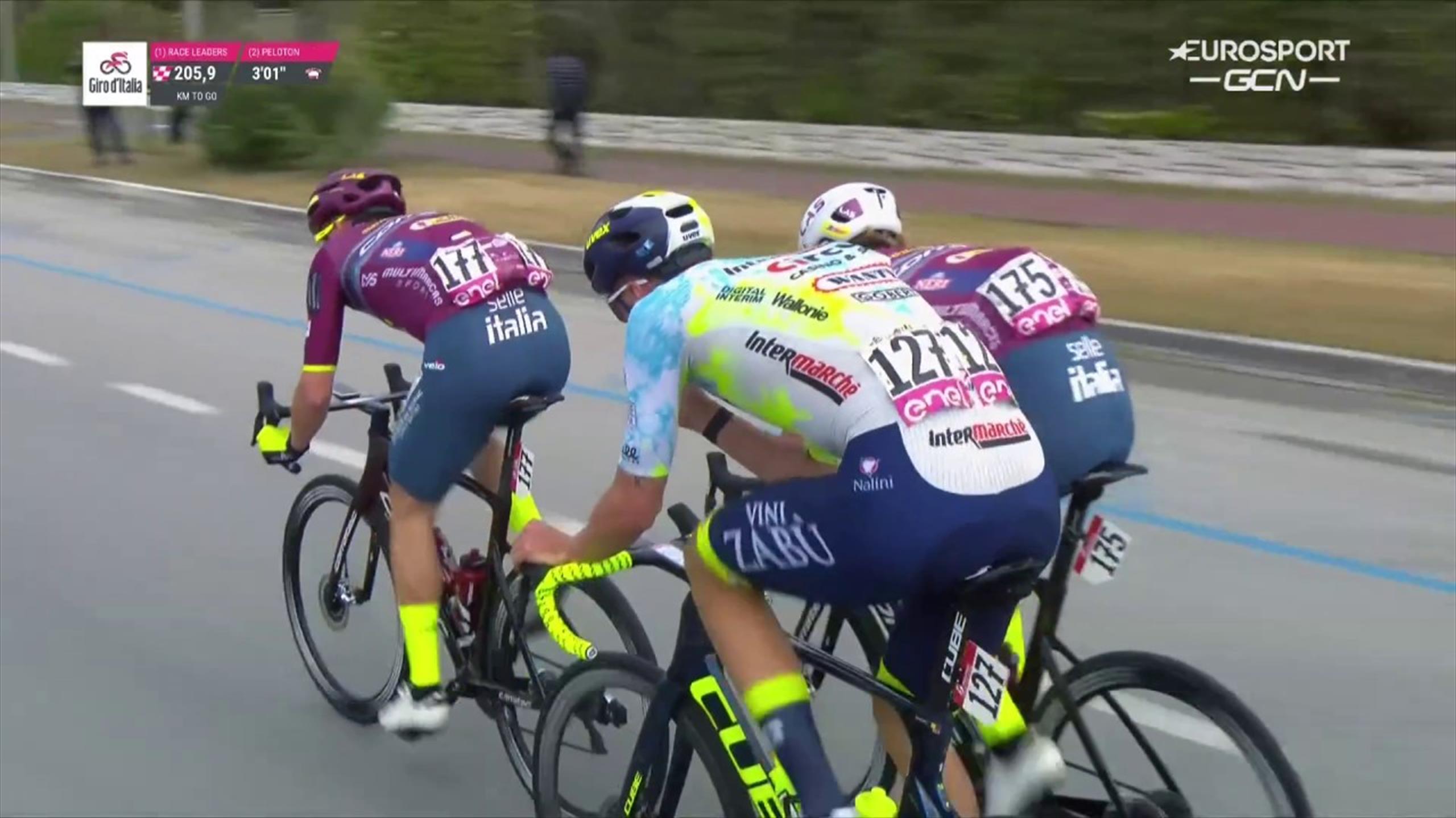 Giro d'Italia | Zes renners verzorgen de ontsnapping van de dag in de ...