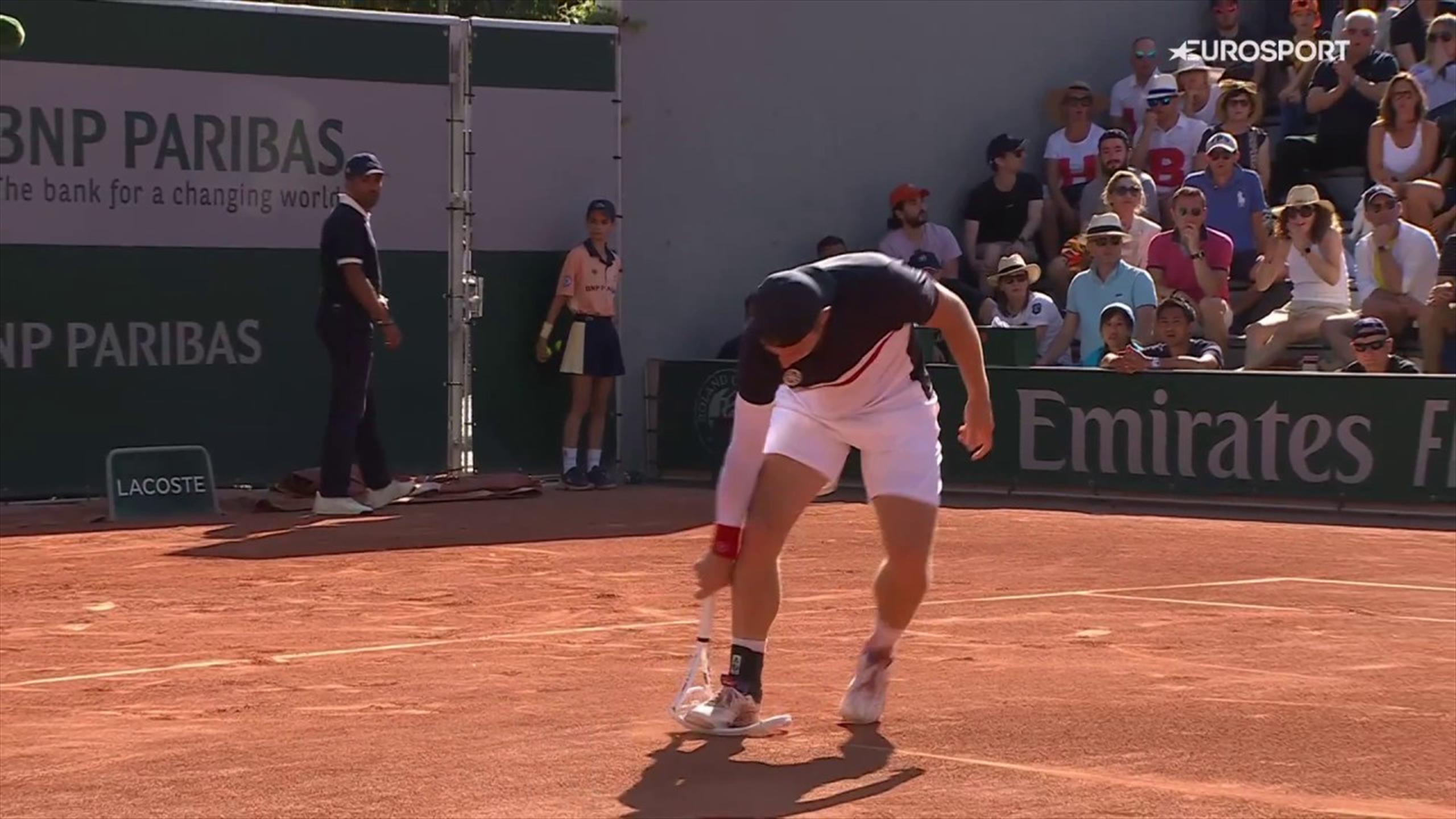 Roland Garros | Frustratie neemt toe bij Tallon Griekspoor, die racket ...