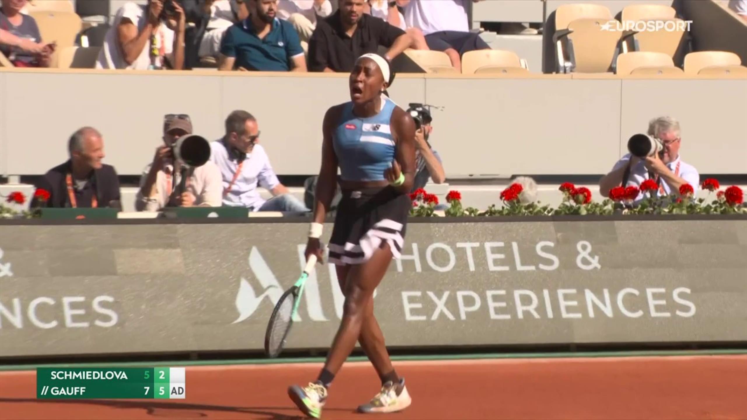 ESNL | Coco Gauff verslaat Anna Karolína Schmiedlová in twee sets - Tennis video - Eurosport