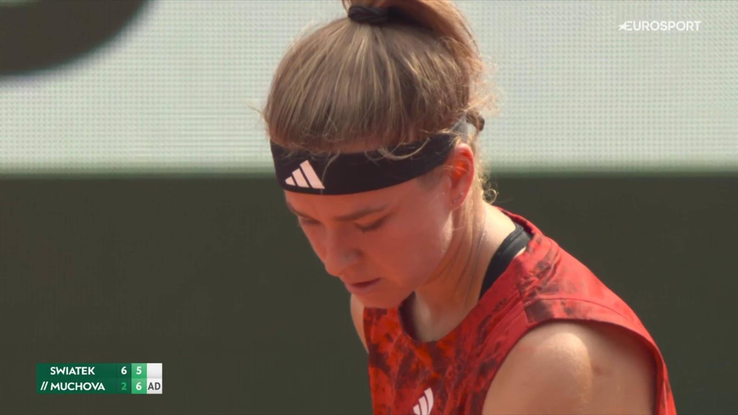 Wielkie emocje w Paryżu. Muchova wyrównała na 1:1 w setach w finale ...