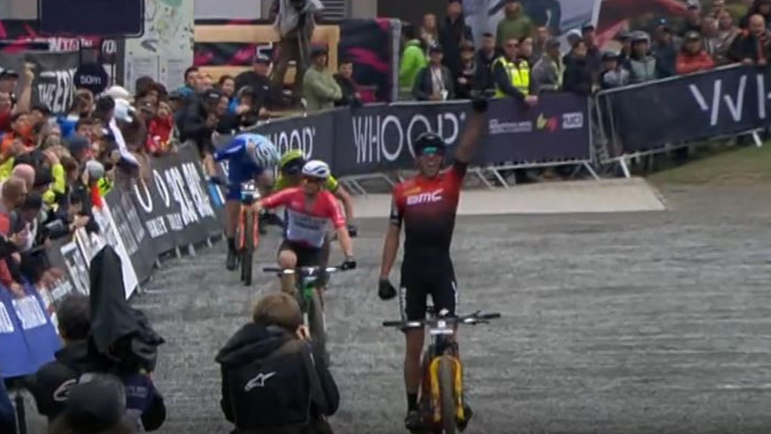 Mountain Bike World Series: Jordan Sarrou schnappt sich Sieg in Leogang ...