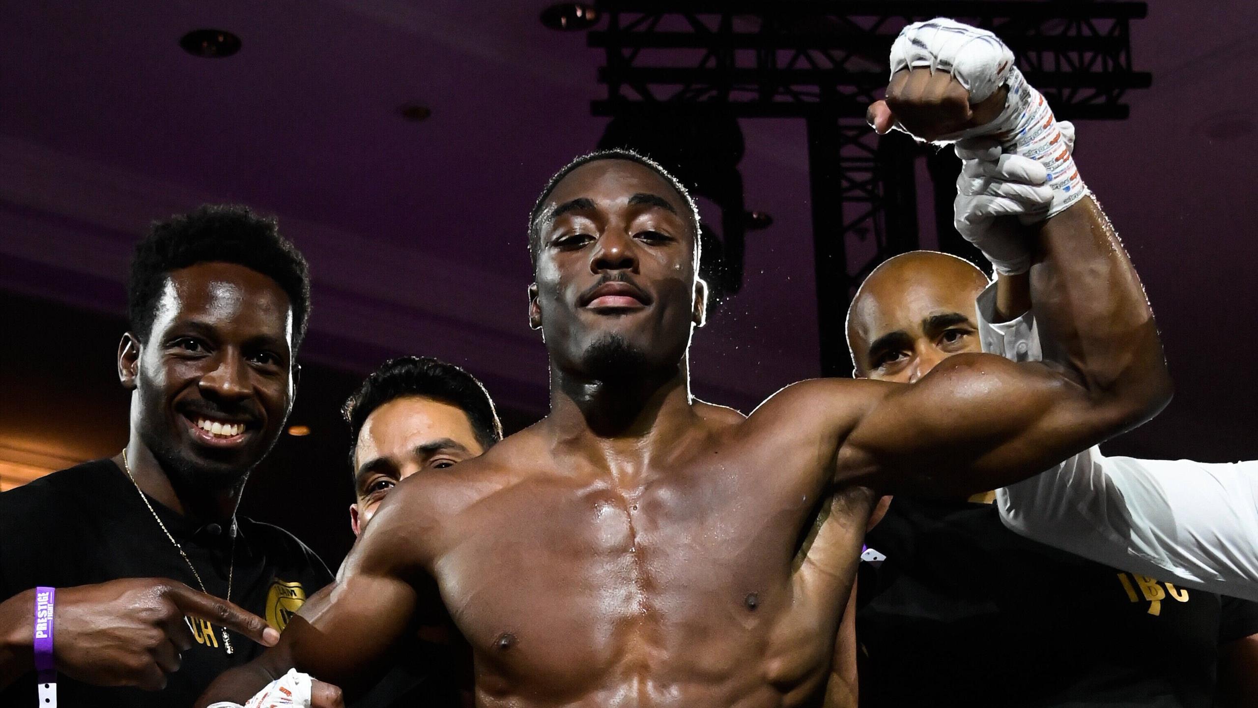 Bakary Samaké, boxeur français de 19 ans (13 victoires, 0 défaite en ...
