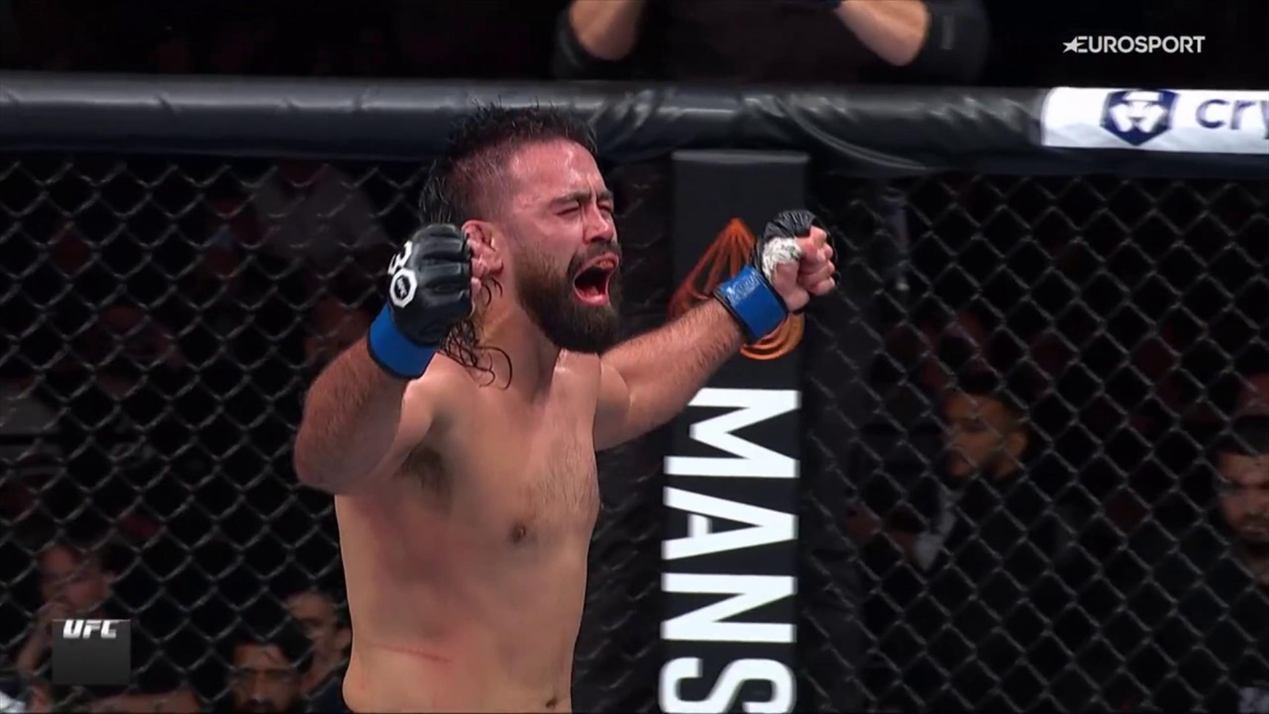 UFC London | Parsons schokt Engels publiek met finish tegen Roberts ...