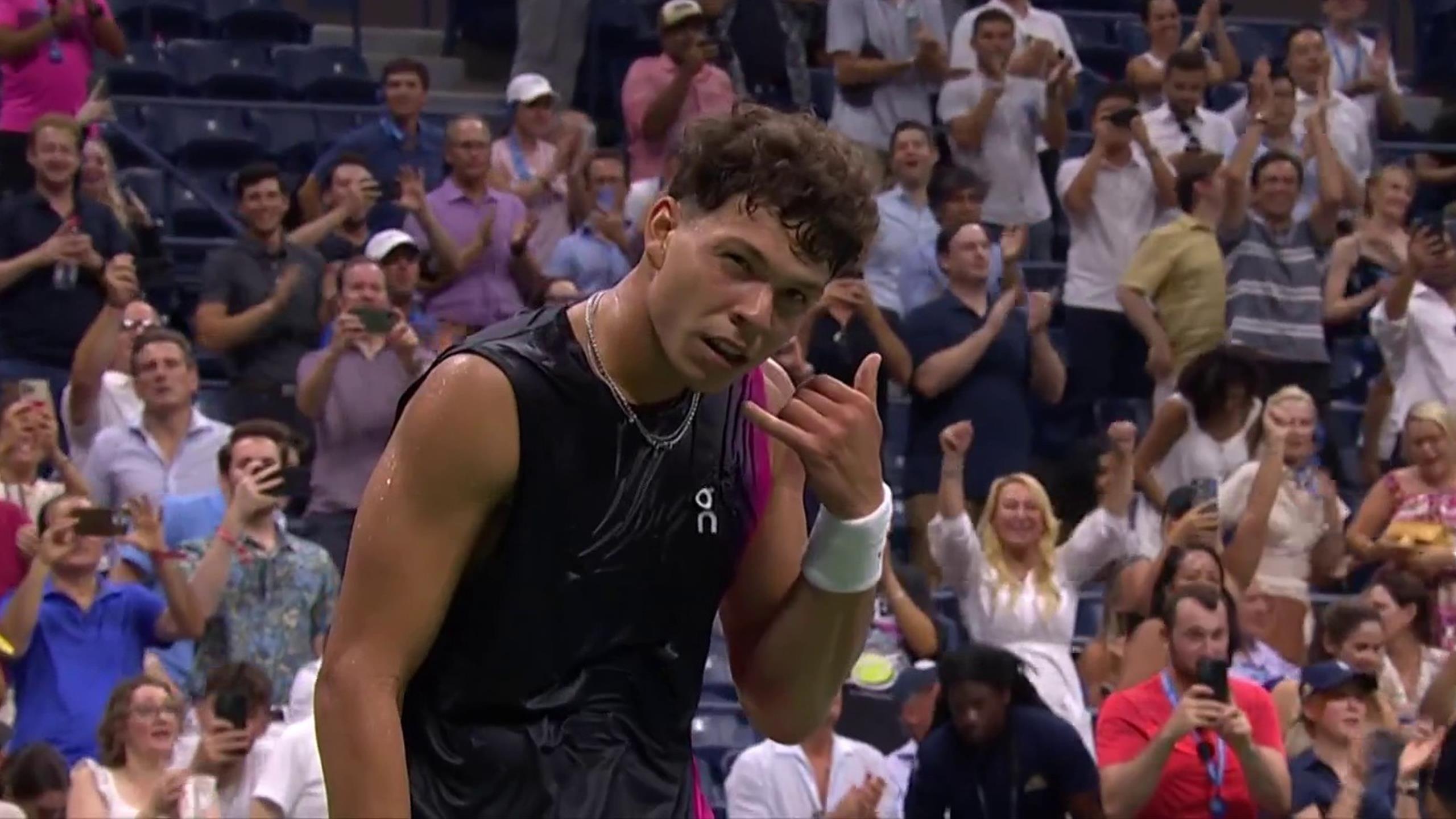 US OPEN 2023 | D'où vient le geste de célébration-téléphone de Ben ...